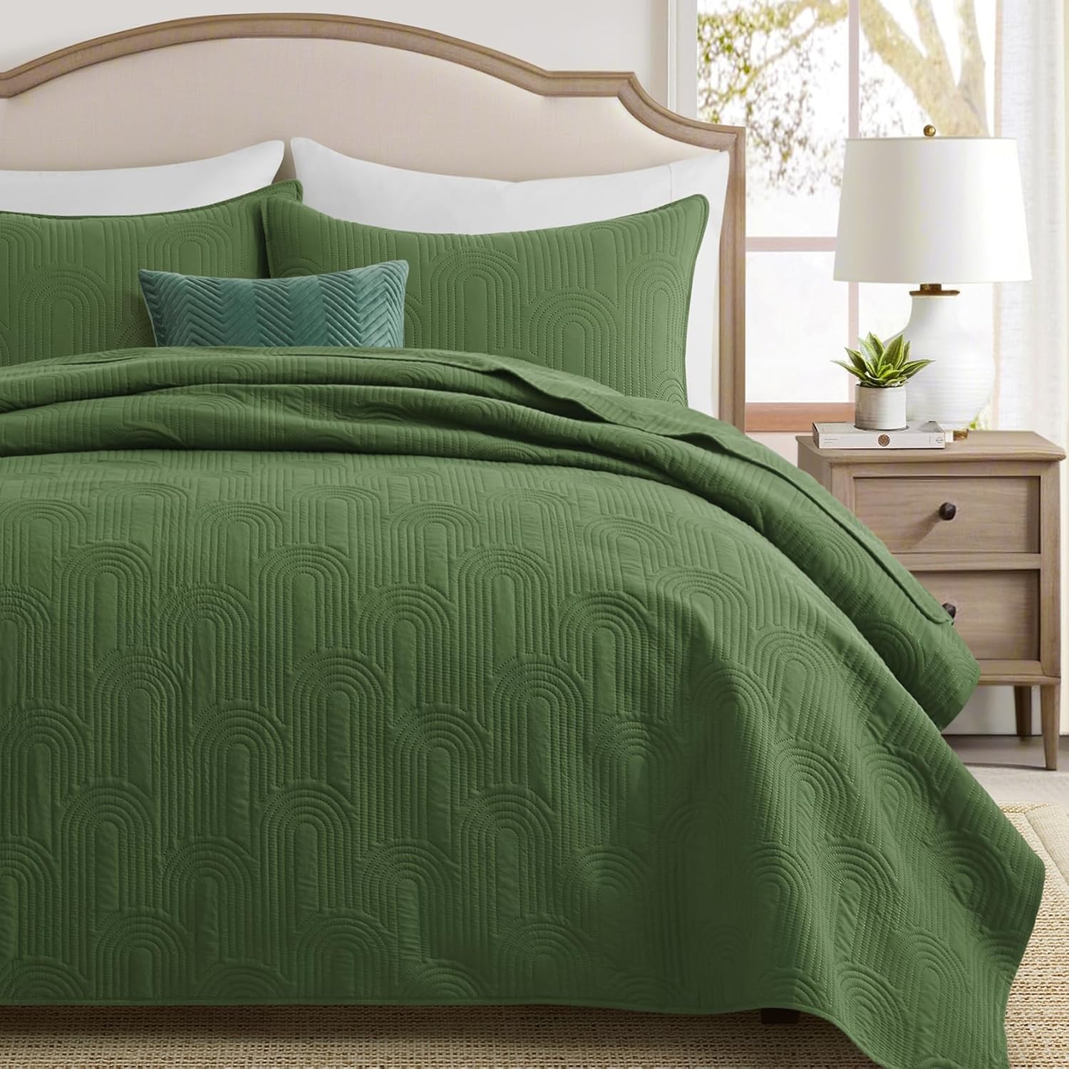 Amazon.com: Lavsiry Quilt Queen Size with Pillow Shams, Summer ...