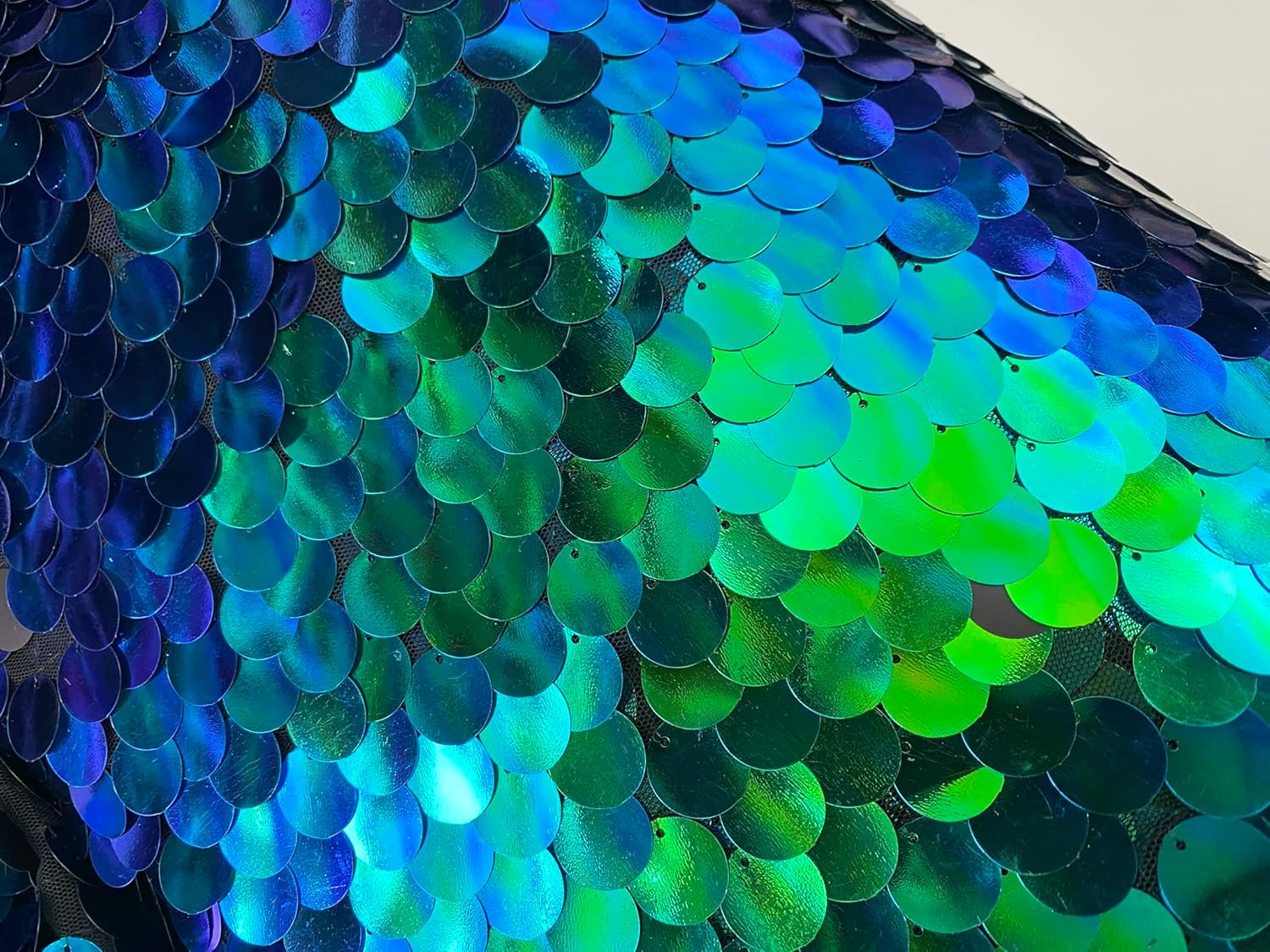 18mm Large Sequin Fabric Material 2 Way Stretch Wedding Dress Backdrop ...