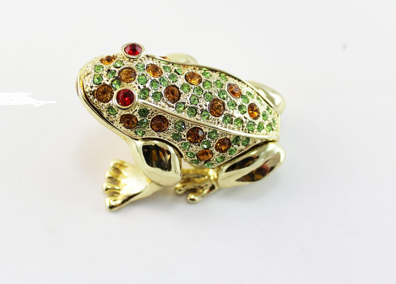 Amazon.com: Elegant Bejeweled Gold-Colored Metal Frog Pill Box: Jewelry ...