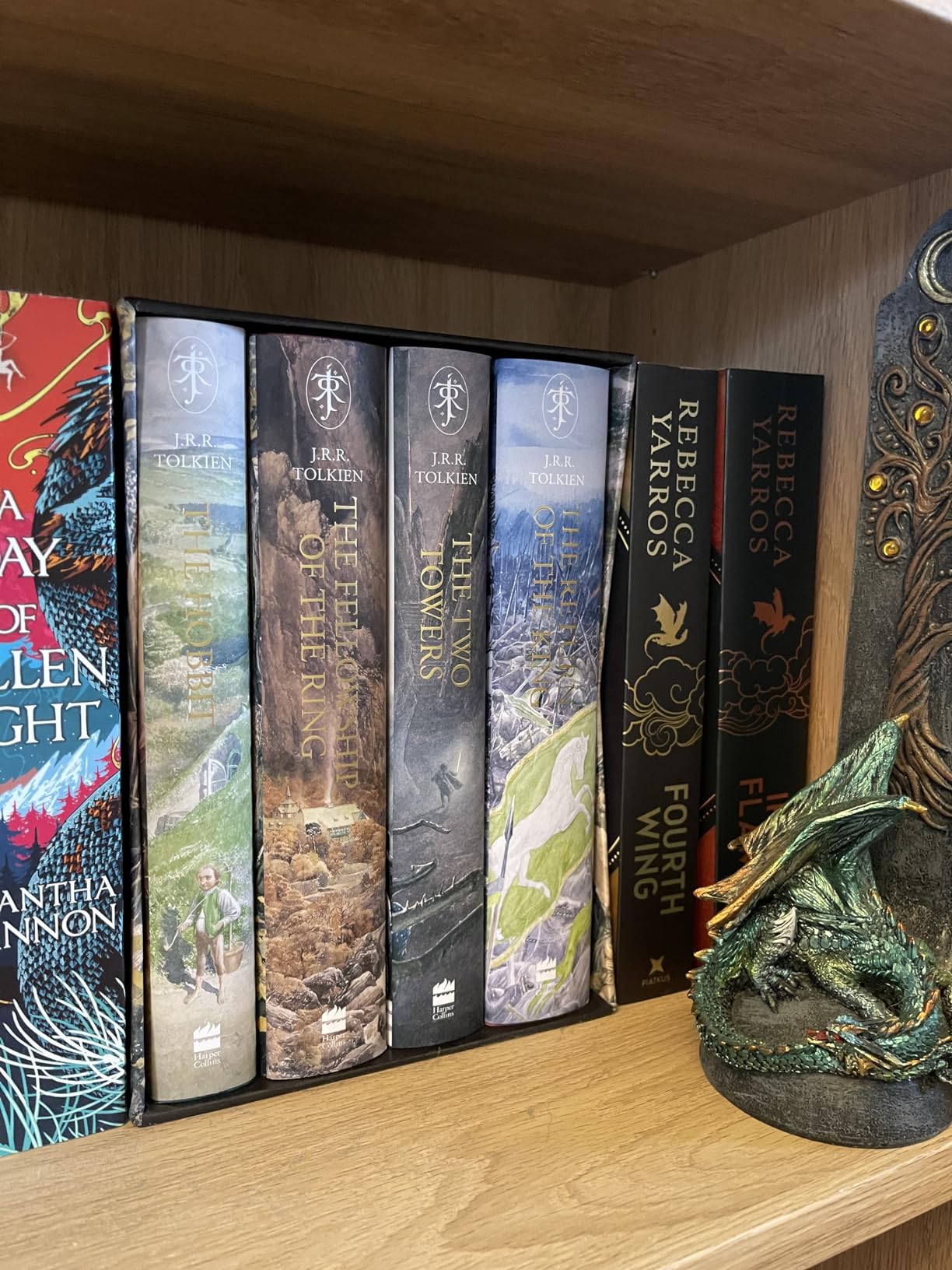 The Hobbit and the Lord of the Rings: Deluxe Pocket Boxed Set : Tolkien ...