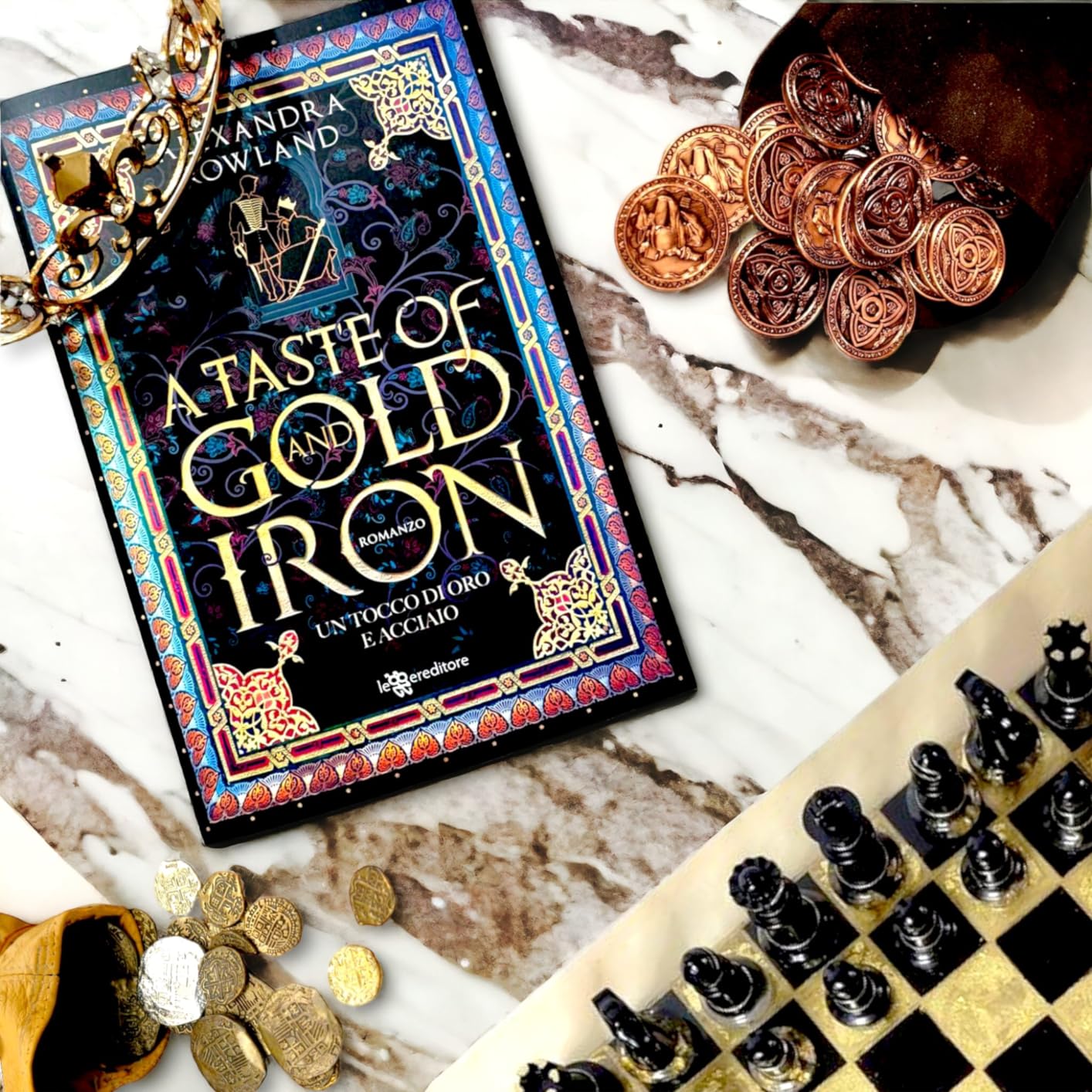 A taste of gold and iron. Un tocco di oro e acciaio : Rowland ...
