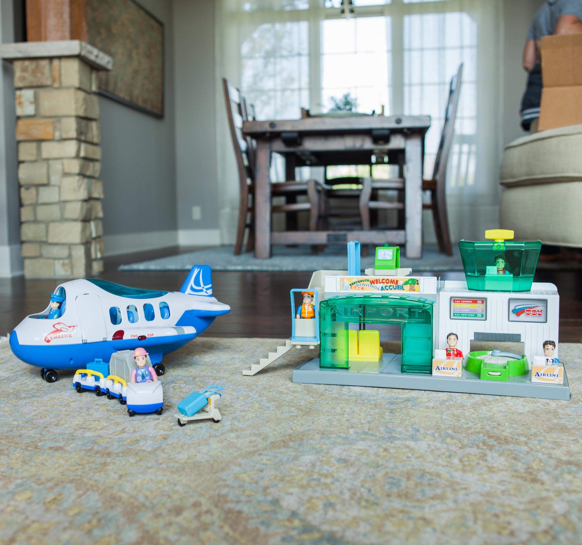 2008 Airport Terminal And Jet Plane Playset Toy Toys Games, 48% OFF
