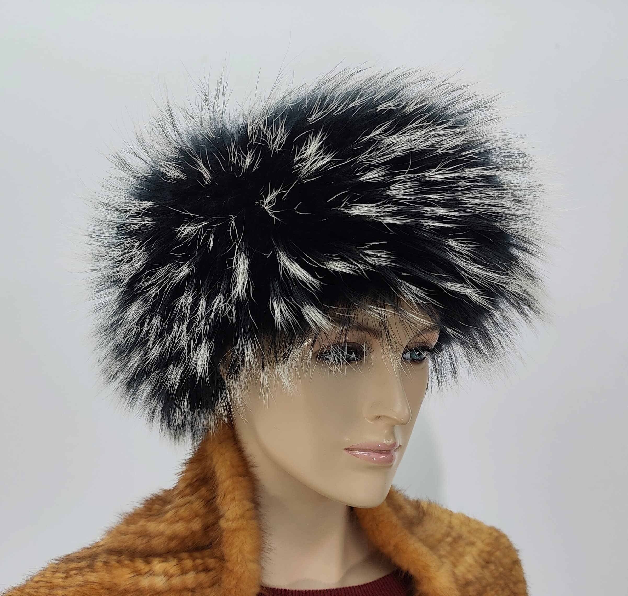 O D;s F B w/ G Blue Red ￡41.67 thenationalherald.com