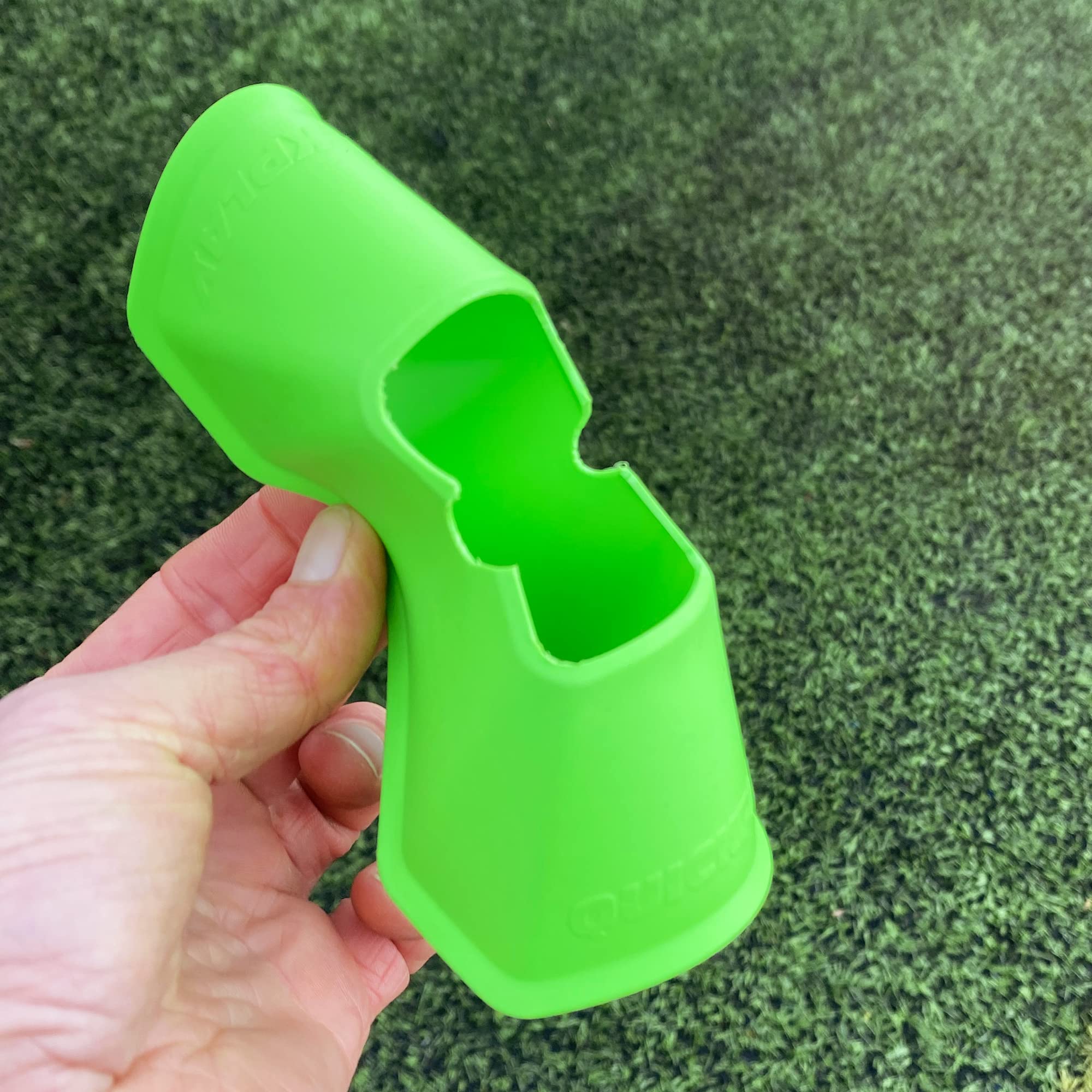 Snapklik.com : QUICKPLAY Soccer Cones - Set Of 20 Highly Visible ...