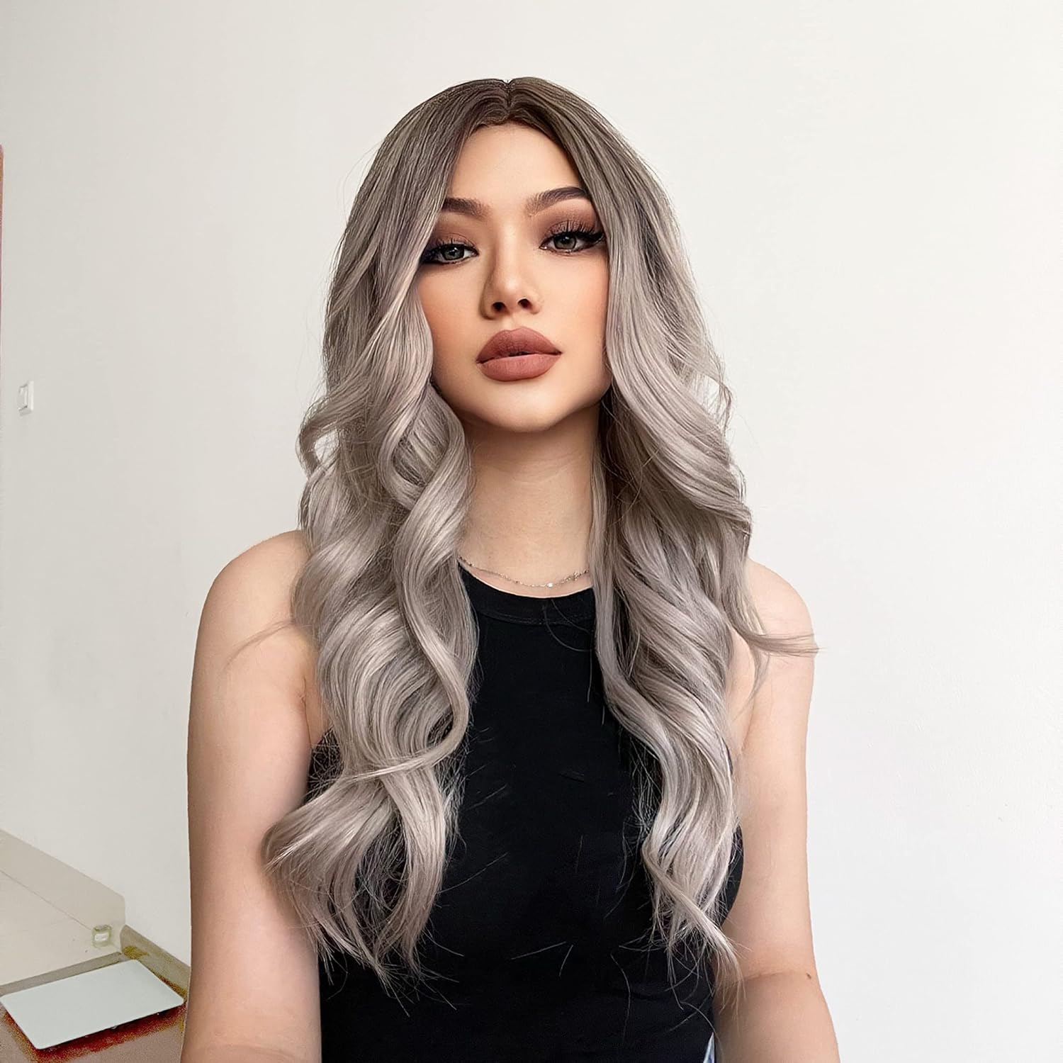 Amazon.com : VKheroKV WL-01 Women's Wavy Ombre Ash Blonde Wig Long ...