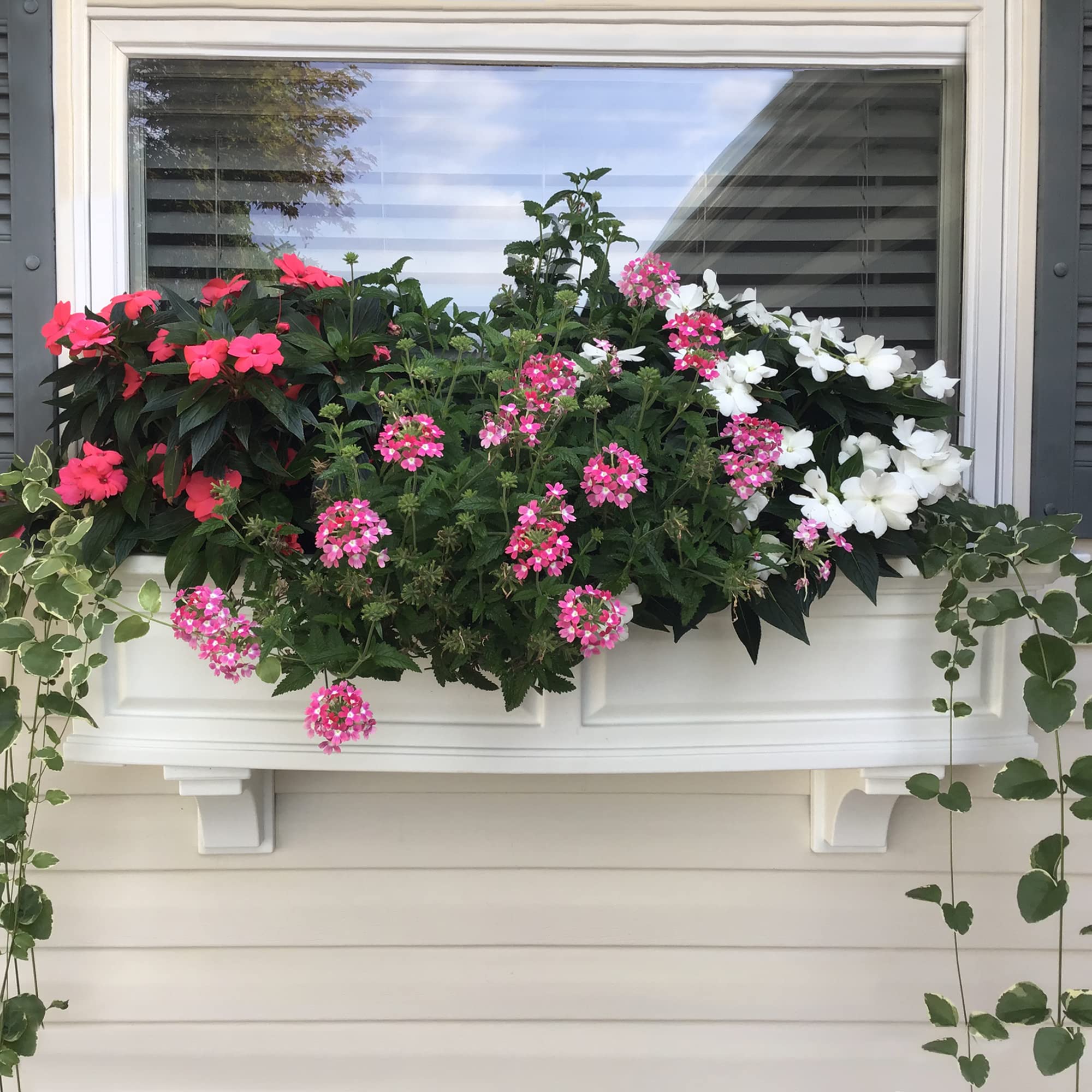 Snapklik.com : Mayne Nantucket 4ft Window Box - White - 48in L X 11.5in ...
