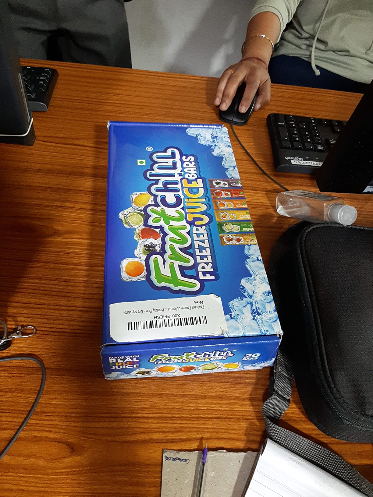 Fruitchill Freezer Juice bar | Breezy Burst variant - Mango ...