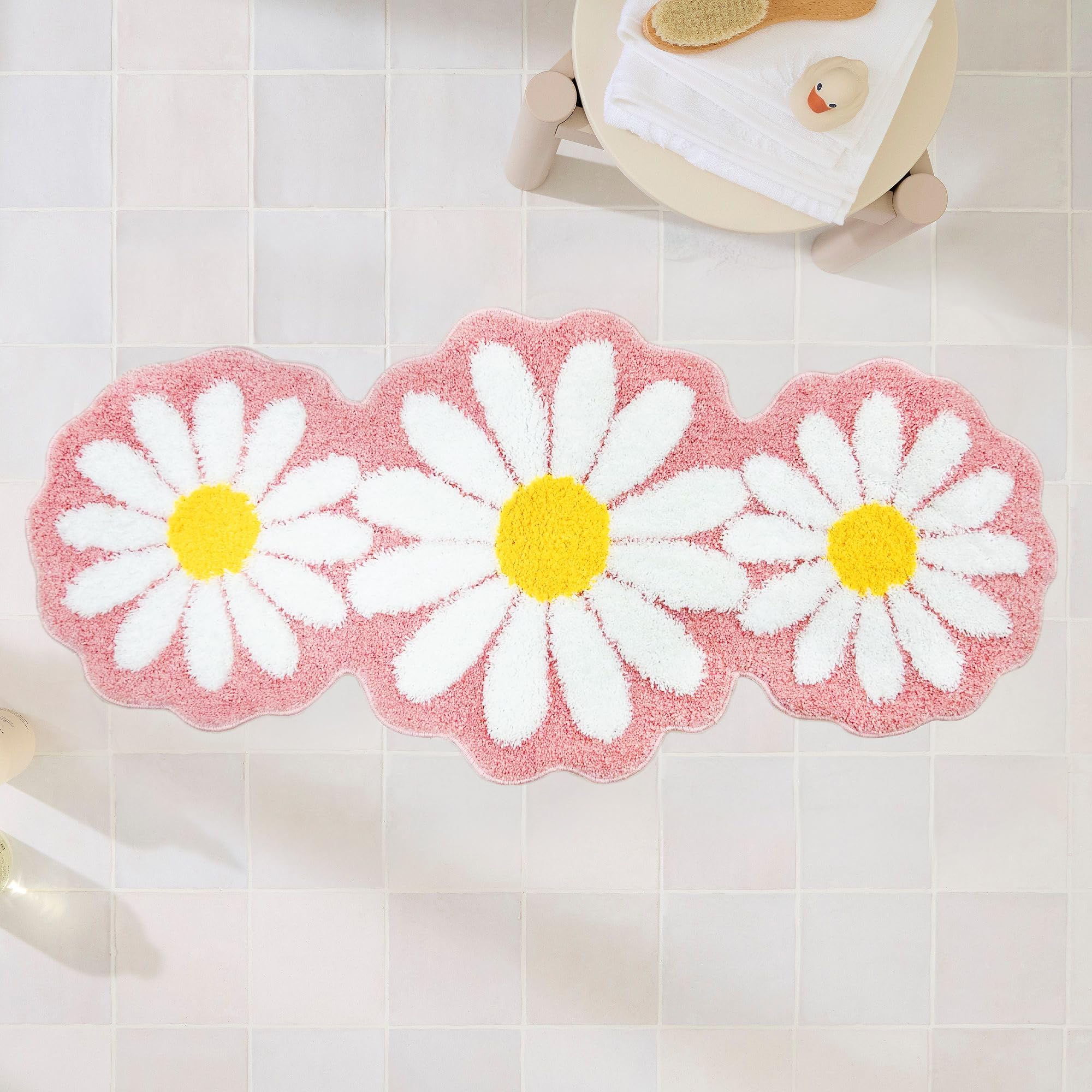 Amazon.com: Evovee Pink Flower Bath Mat Daisy Floral Light Pink Blush ...