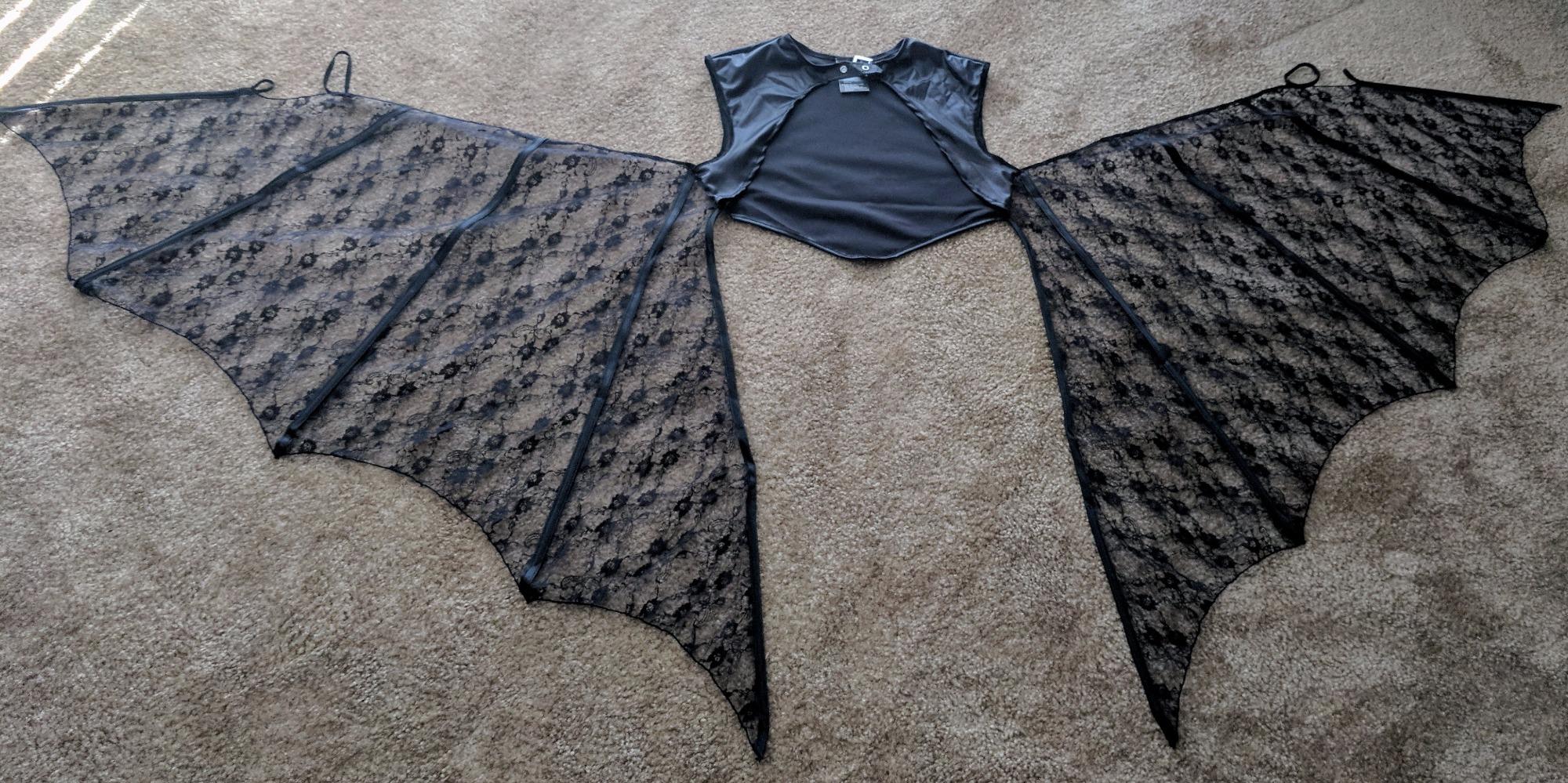 Amazon.com: Leg Avenue Women's Lace Bat Wing Shrug, Black, One Size ...