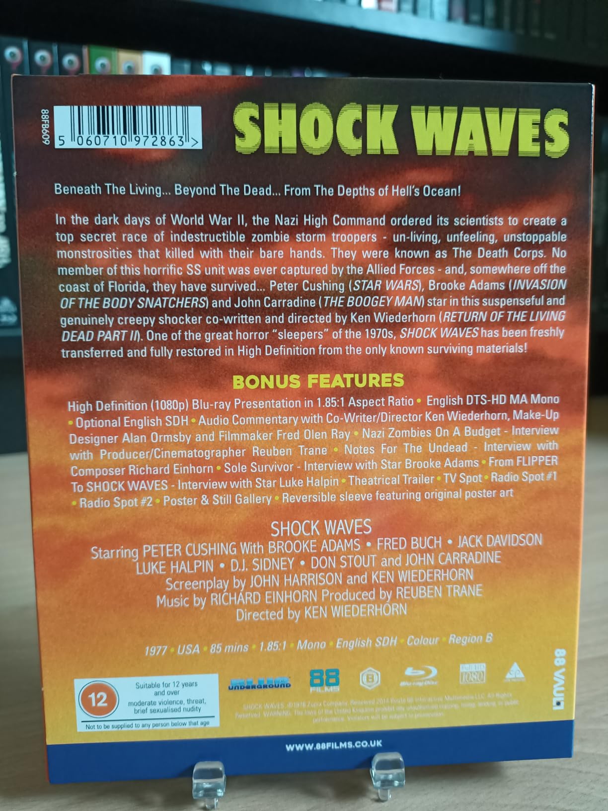 Shock Waves - 88 Vault #12: Amazon.co.uk: Ken Wiederhorn, Ckarebce ...