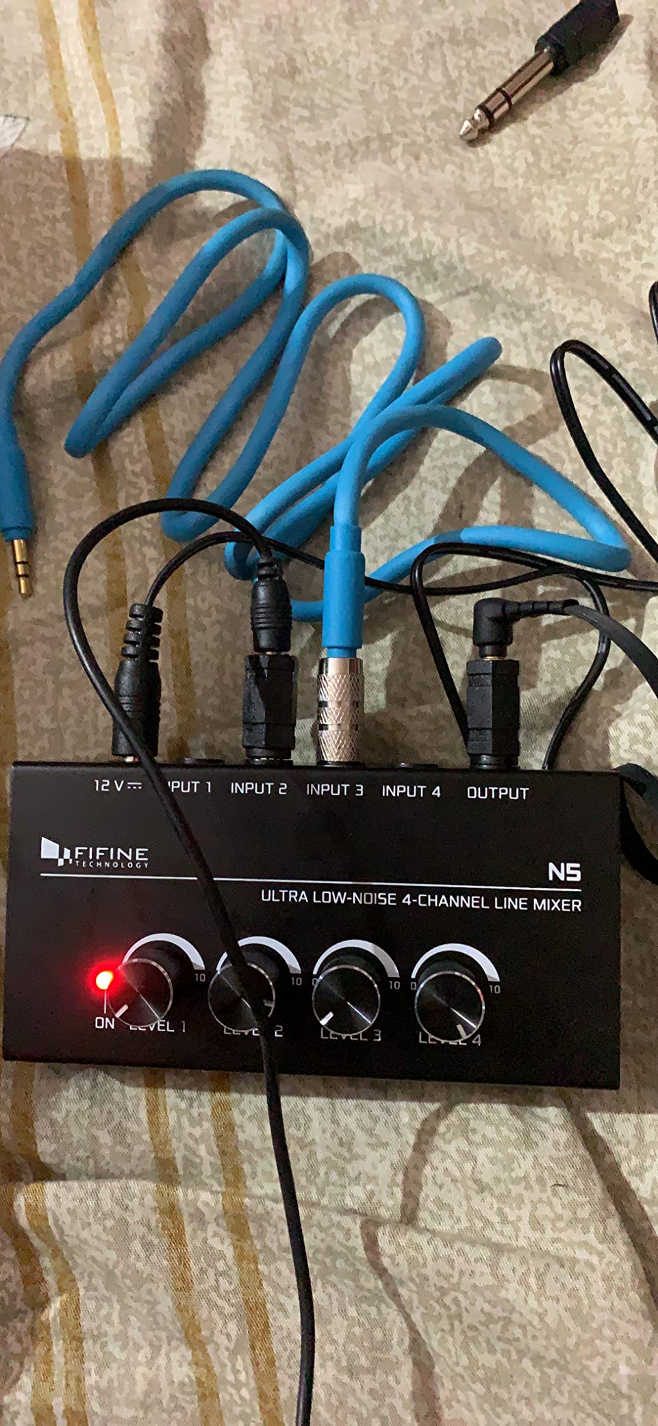 FIFINE Ultra Low-Noise 4-Channel Line Mixer for Sub-Mixing,4 Stereo ...