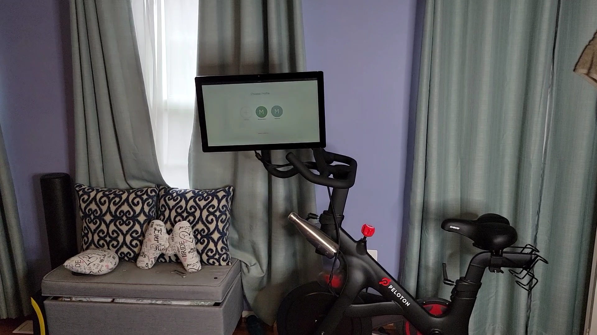 Watch Peloton screen arm on Amazon Live