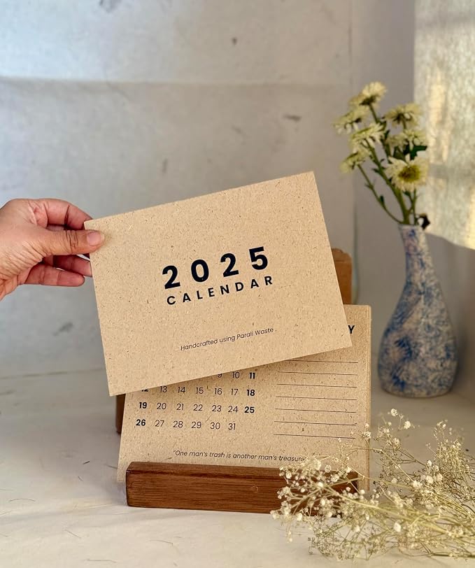 Papernest Sustainable Desk Calendar 2025 | Calendar for Desk, Home and ...