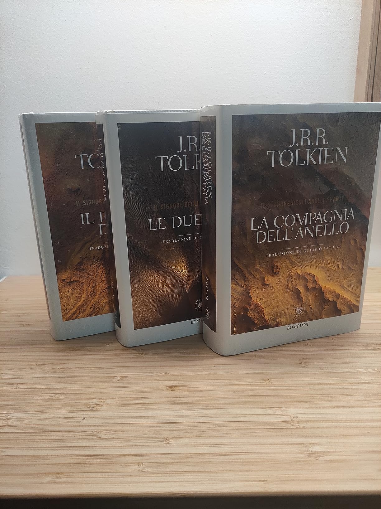 La compagnia dell'anello. Il Signore degli Anelli. Parte 1 : Tolkien ...