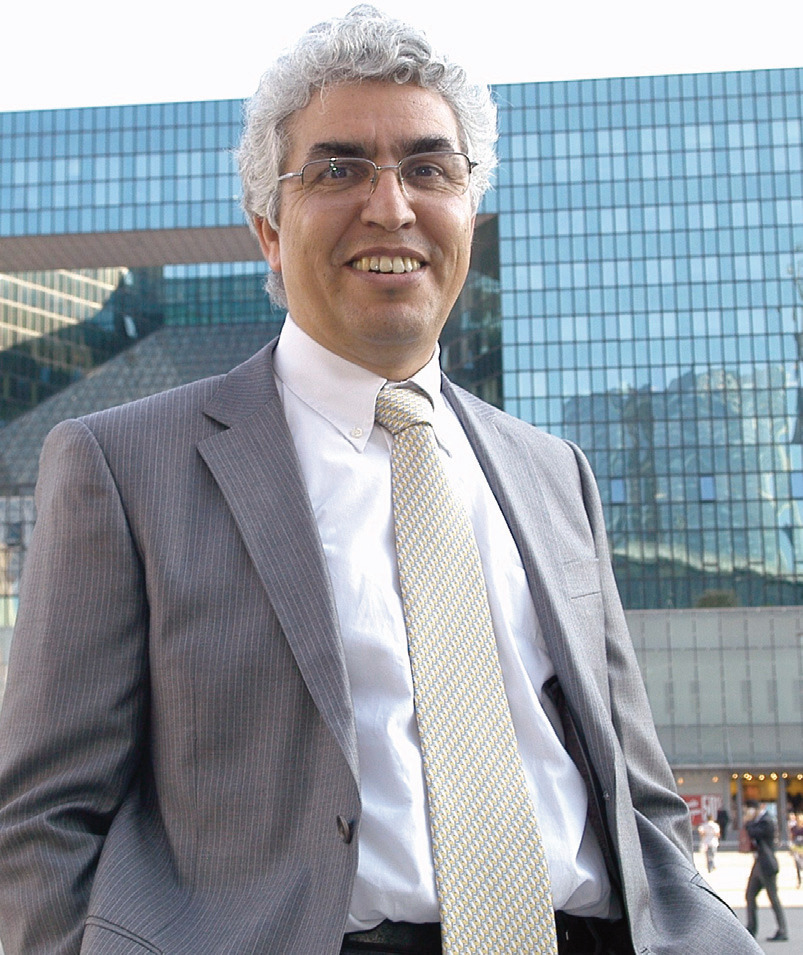 Amazon.com: Hamid Bouchikhi: books, biography, latest update