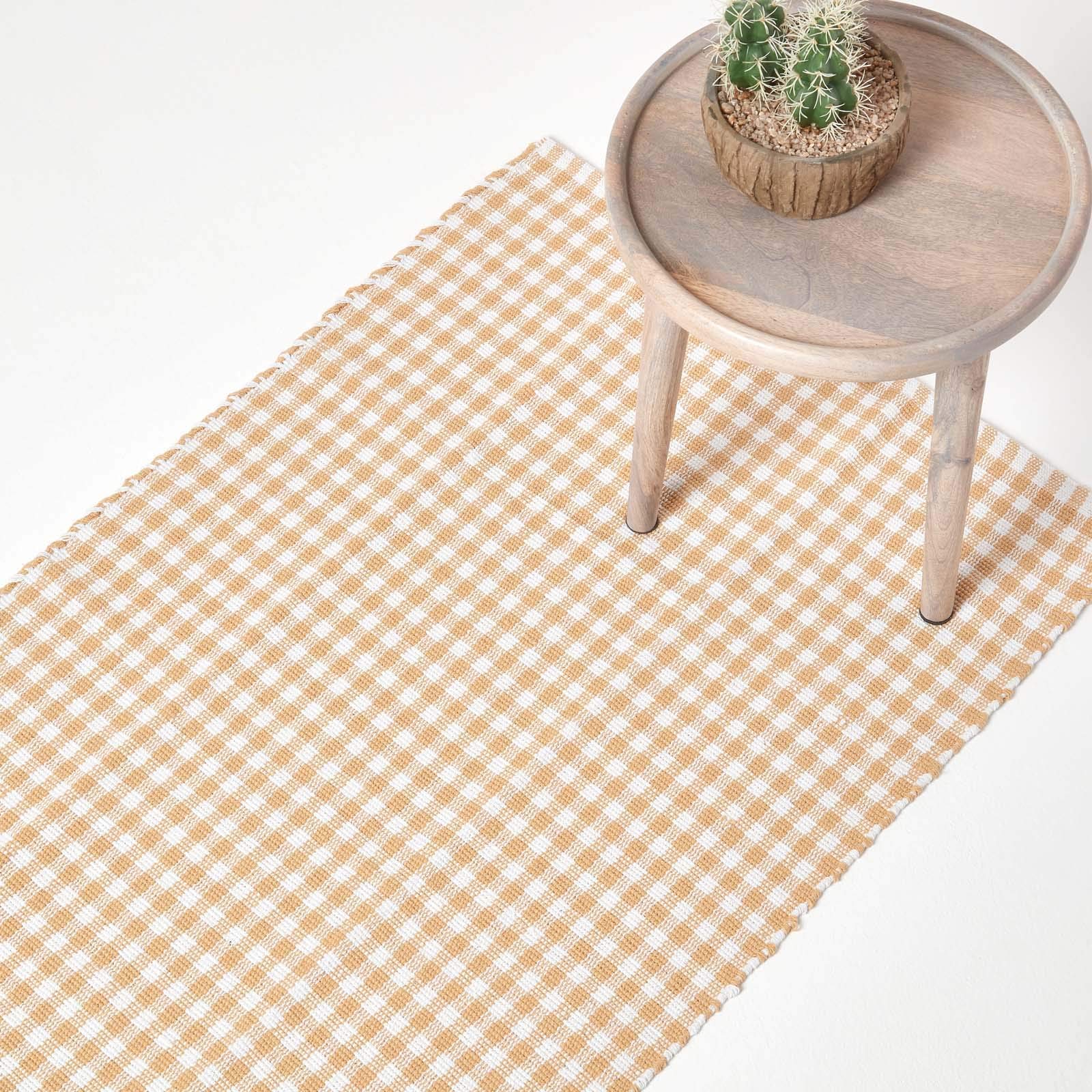HOMESCAPES 100% Cotton Checkered Gingham Runner Handwoven Beige White ...