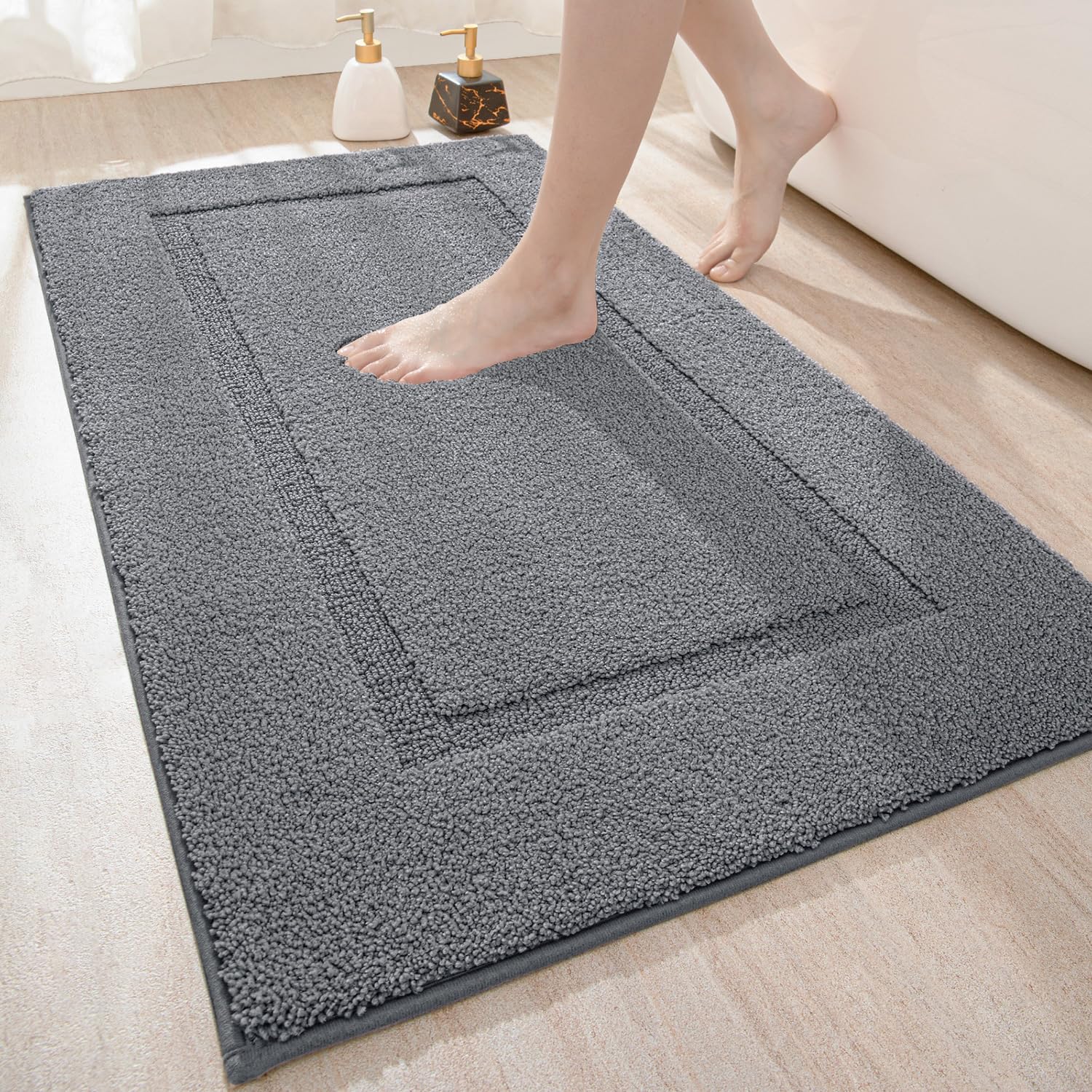 DEXI Bath Mat 60 x 110 cm, Non Slip Bathroom Mat, Soft Microfiber and ...