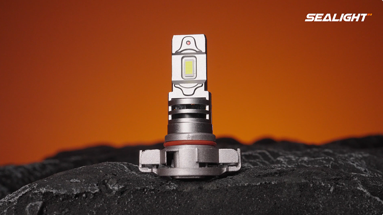 FANTELI 5202 LED Fog Light Bulbs, 12000LM 400% Brighter 5201 PS19W PS2