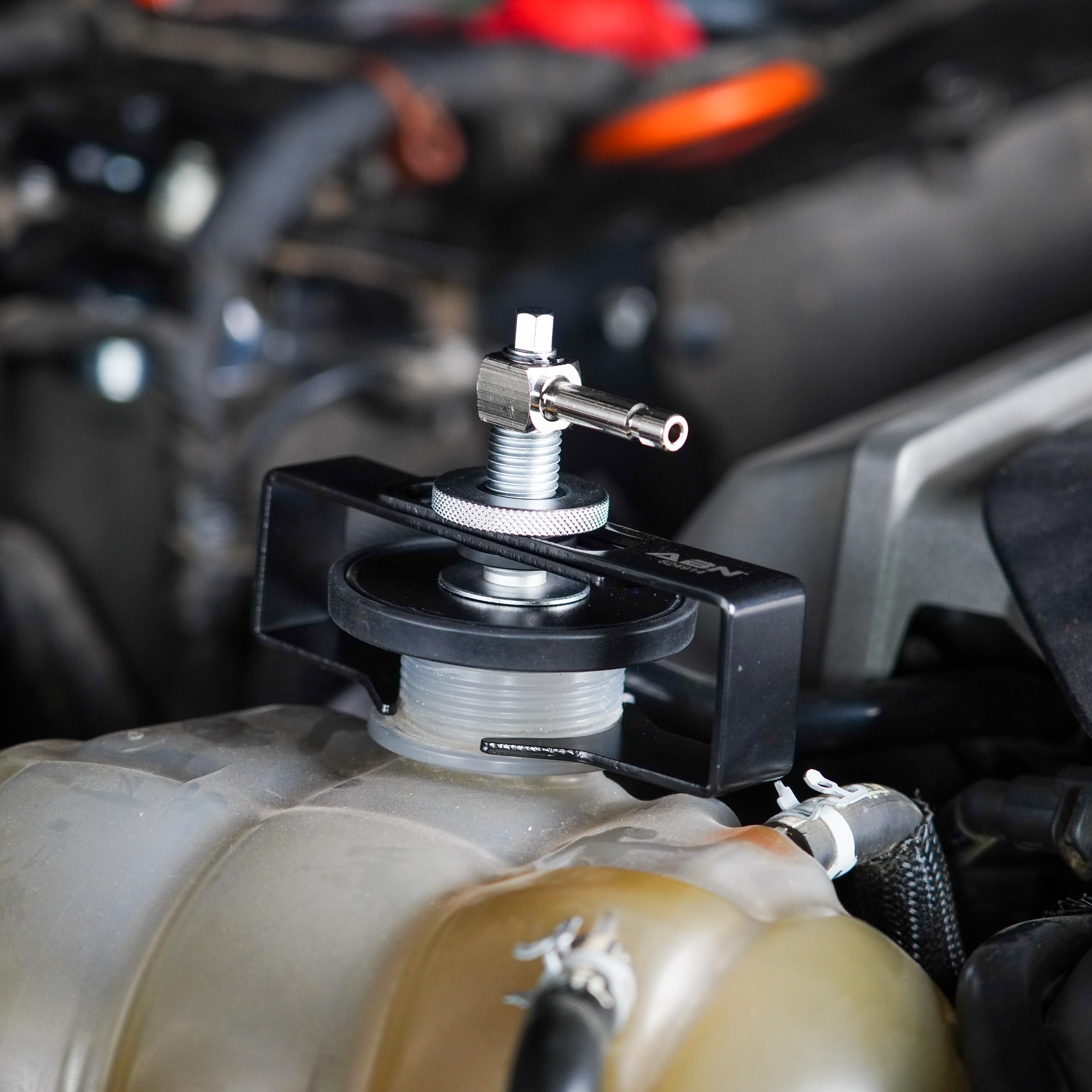 Snapklik.com : ABN Universal Master Cylinder Adapter Cap