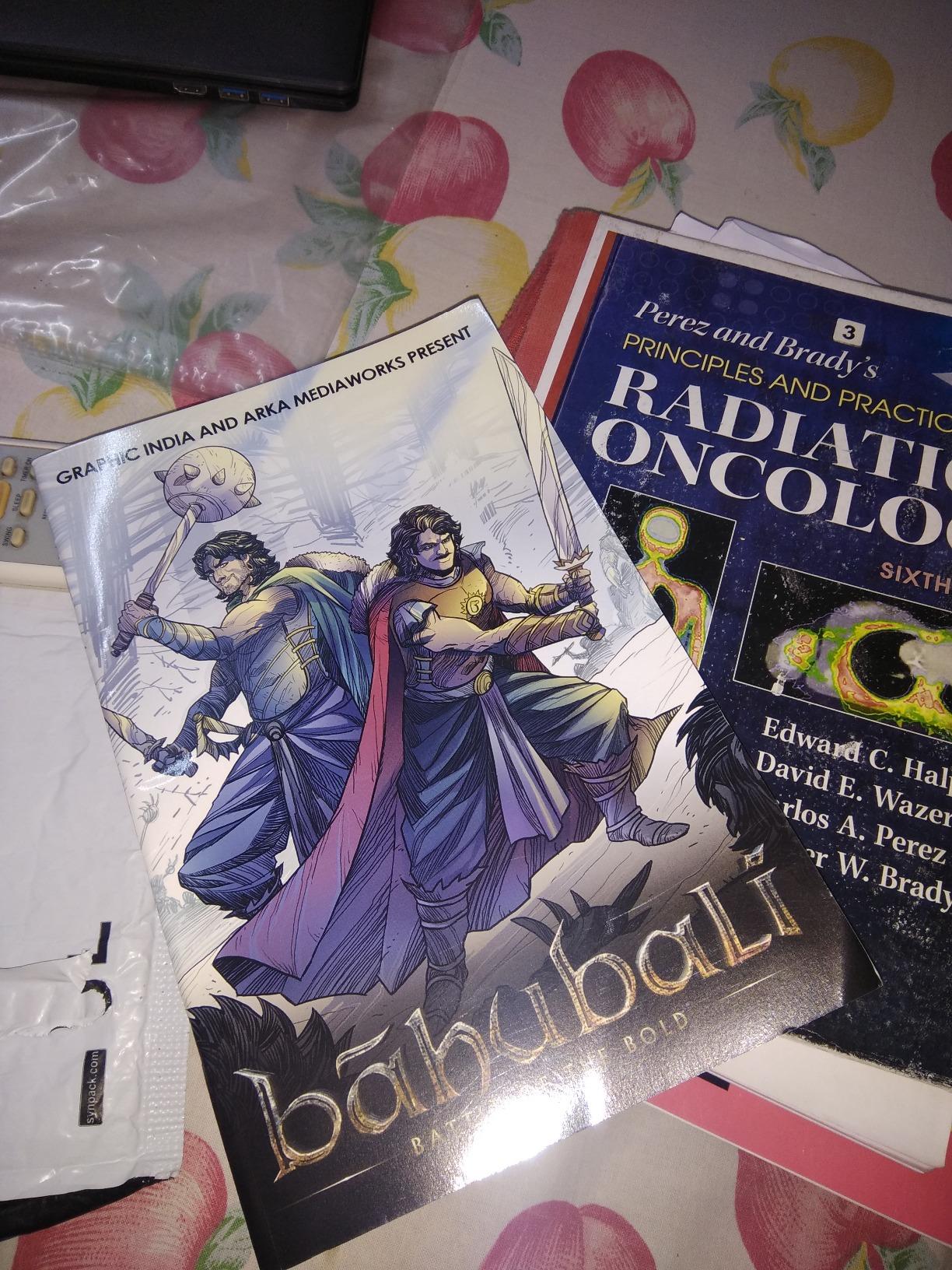 Buy Bāhubali: Battle of the Bold Book Online at Low Prices in India ...