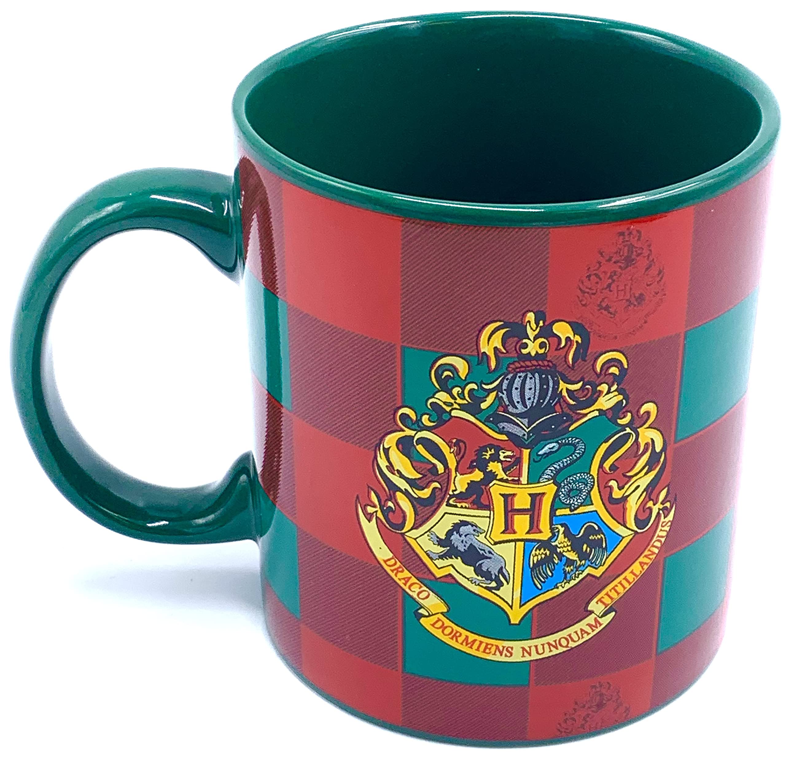 Amazon.com: Silver Buffalo Harry Potter Hogwarts Crest Holiday Green ...