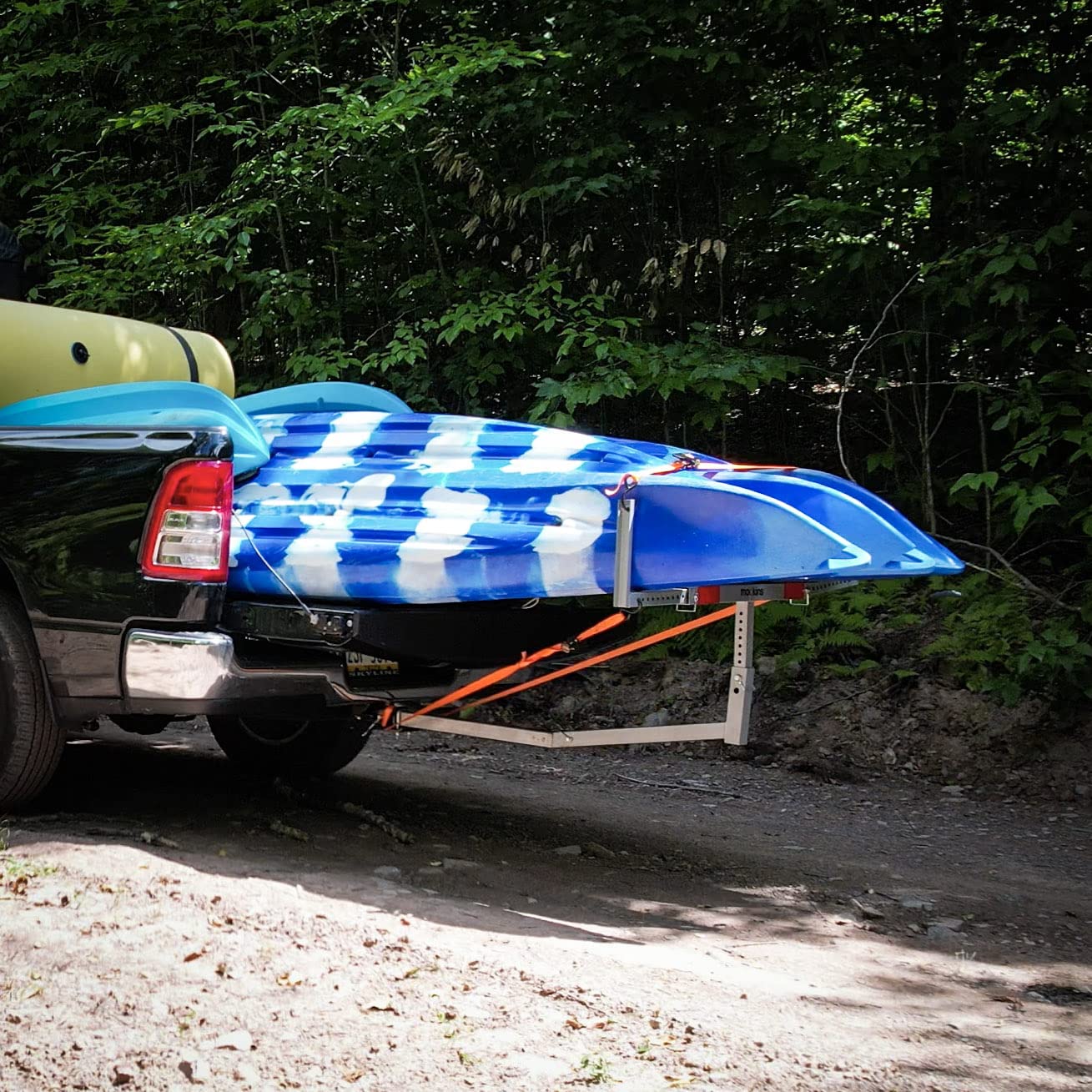 Snapklik.com : Mockins 2-in-1 Design 750lb Cap Truck Bed Extender Hitch ...