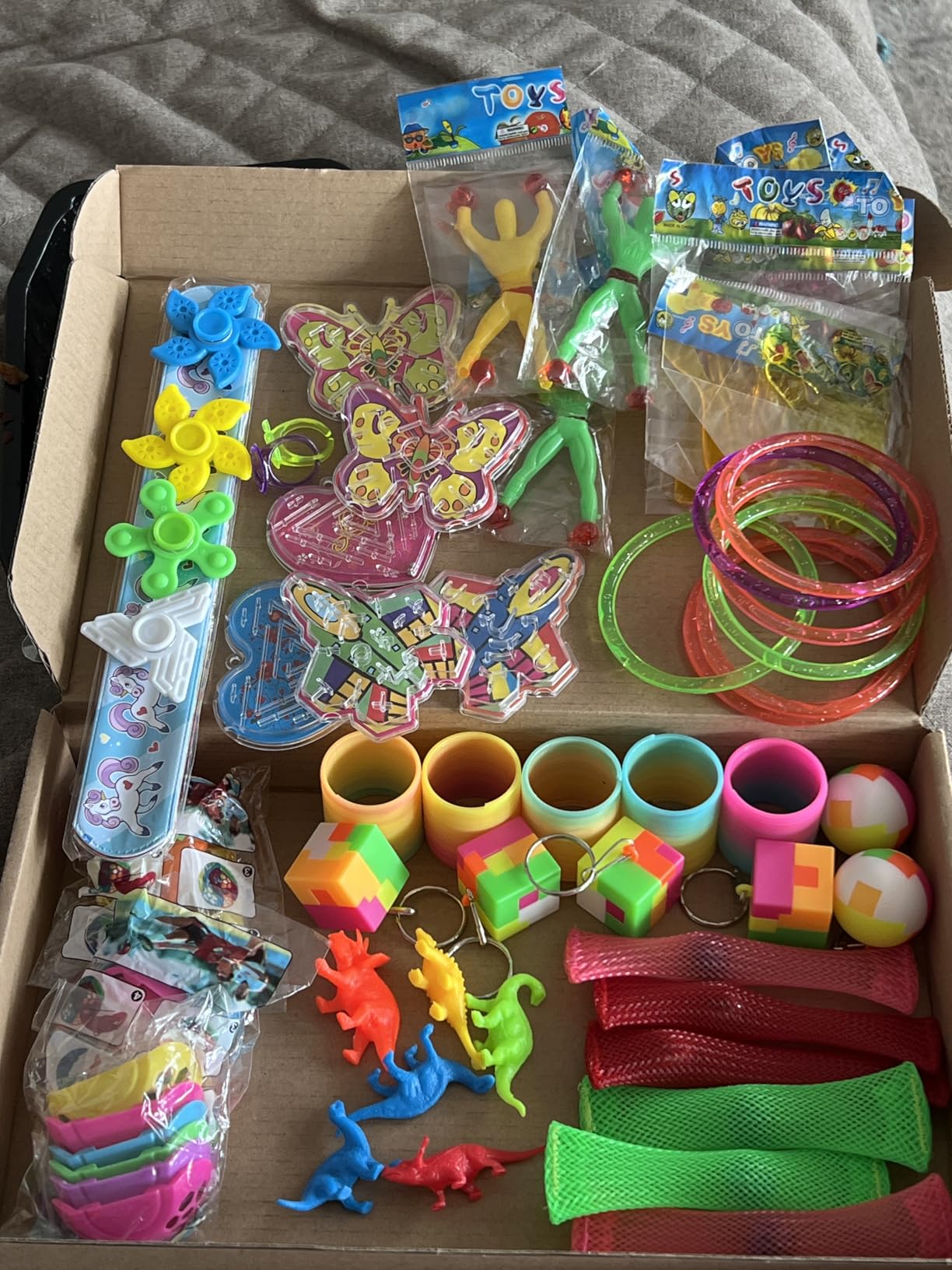 66 PCS Party Favors for Kids Treasure Prizes Box Toys, Goodie Bags ...