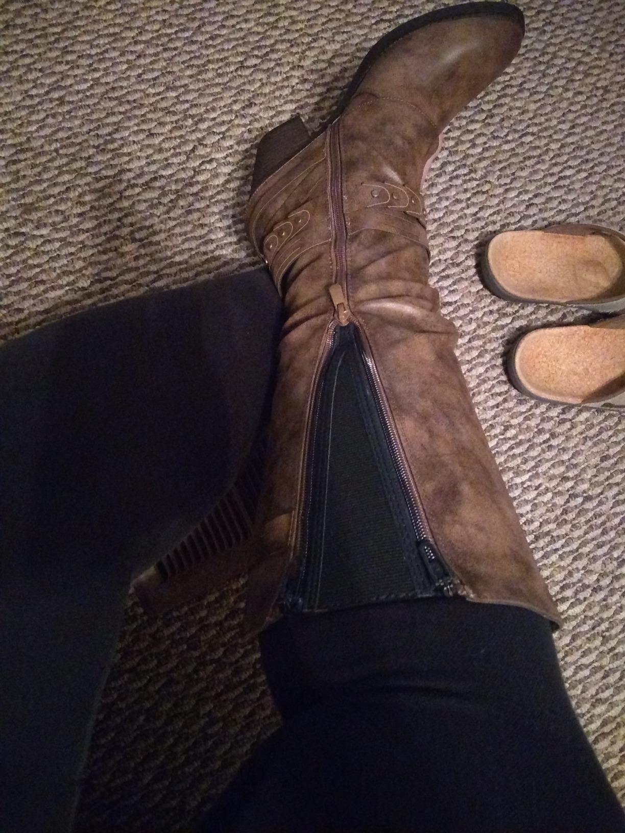 Amazon.com: YKK Coil Boot Expander (12 X 4.5, Brown) : Clothing, Shoes ...