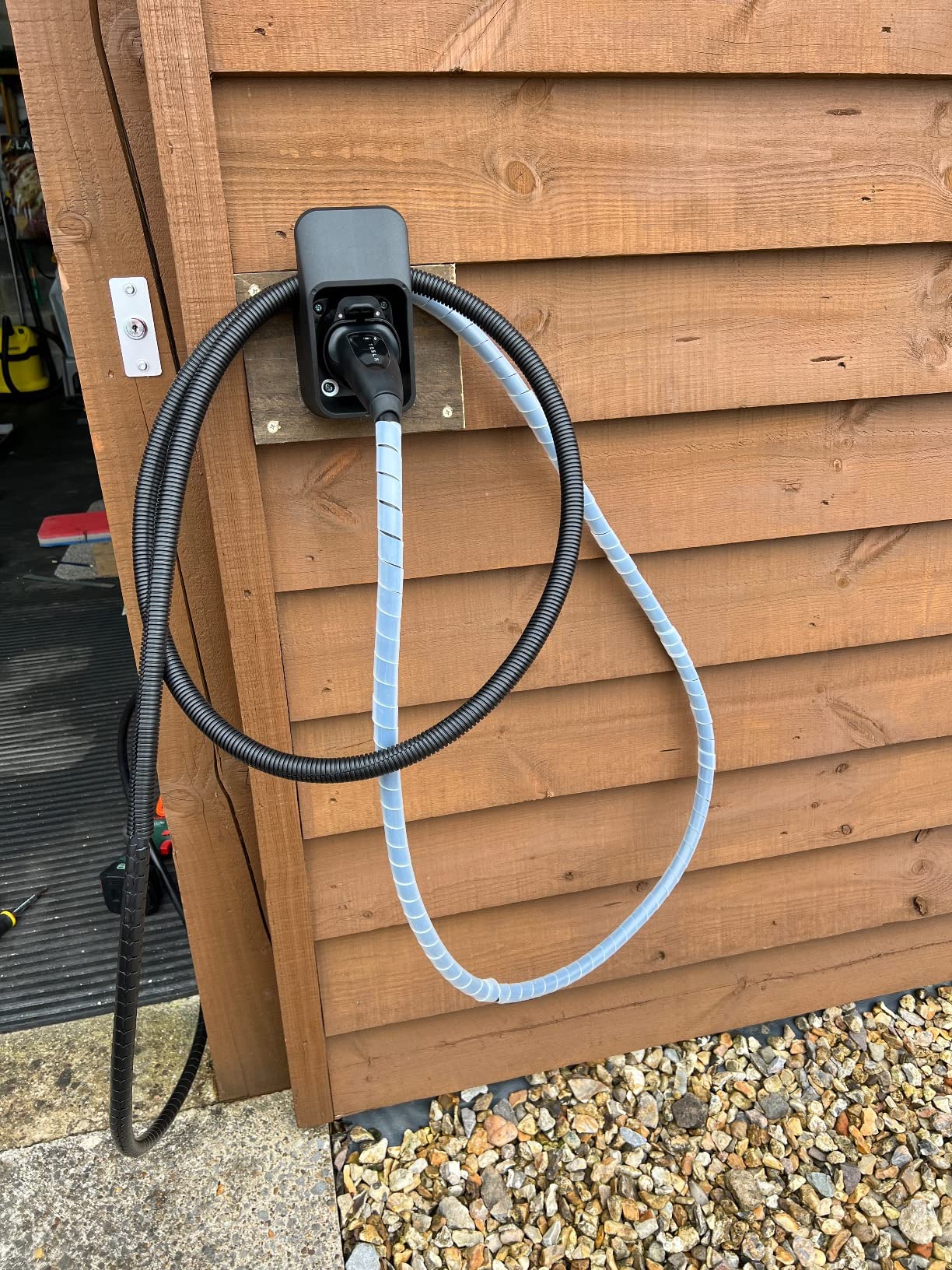 Green Wallbox Wall Mount Charging Cable Organizer Electric Car Charging ...