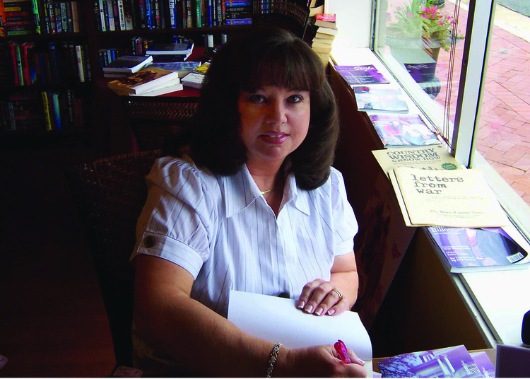 Amazon.com: June Thomas Cook: books, biography, latest update