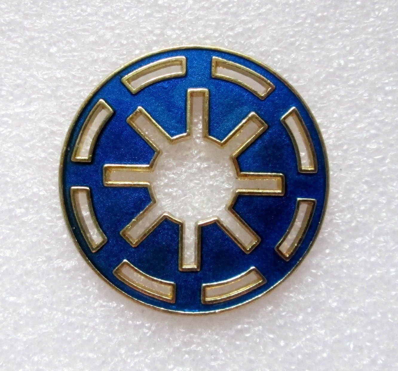 Amazon.com: Disney's Star Wars Emblems (Galactic Republic Symbol ...