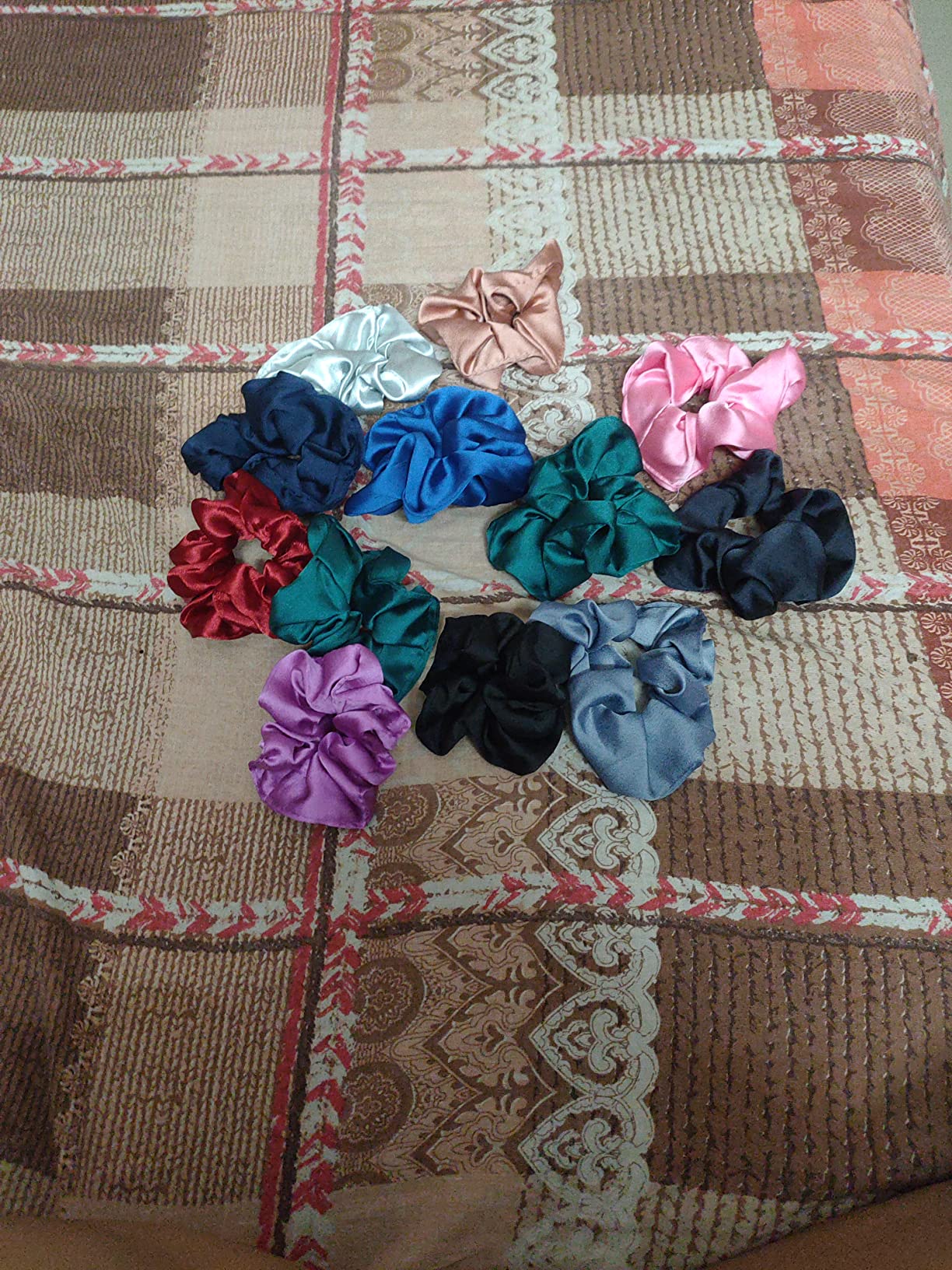 ArtLift® Satin Scrunchies For Women-Hair Band Scrunchies For All Type ...