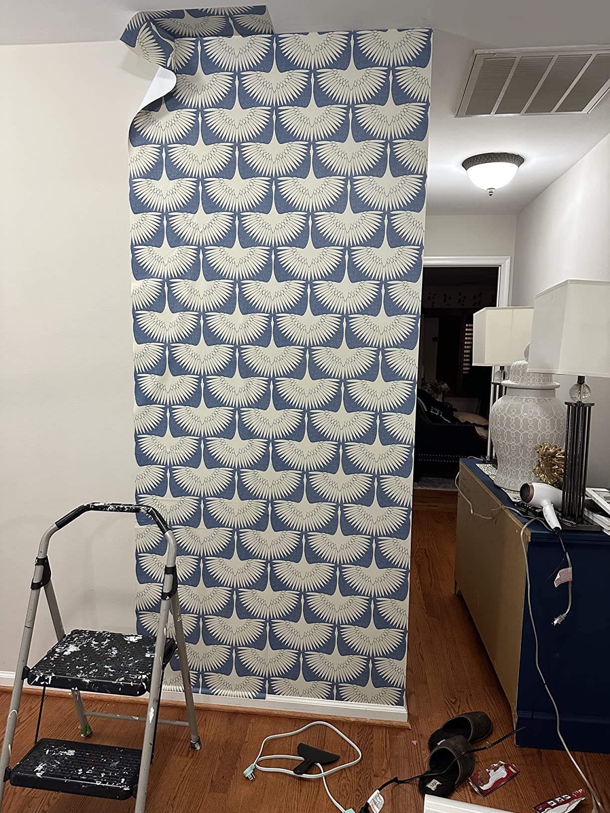 $5/mo - Finance Tempaper x Genevieve Gorder Sahara Blush Feather Flock ...