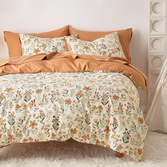 Amazon.com: Wake In Cloud - Floral Comforter Set, Botanical Flower ...