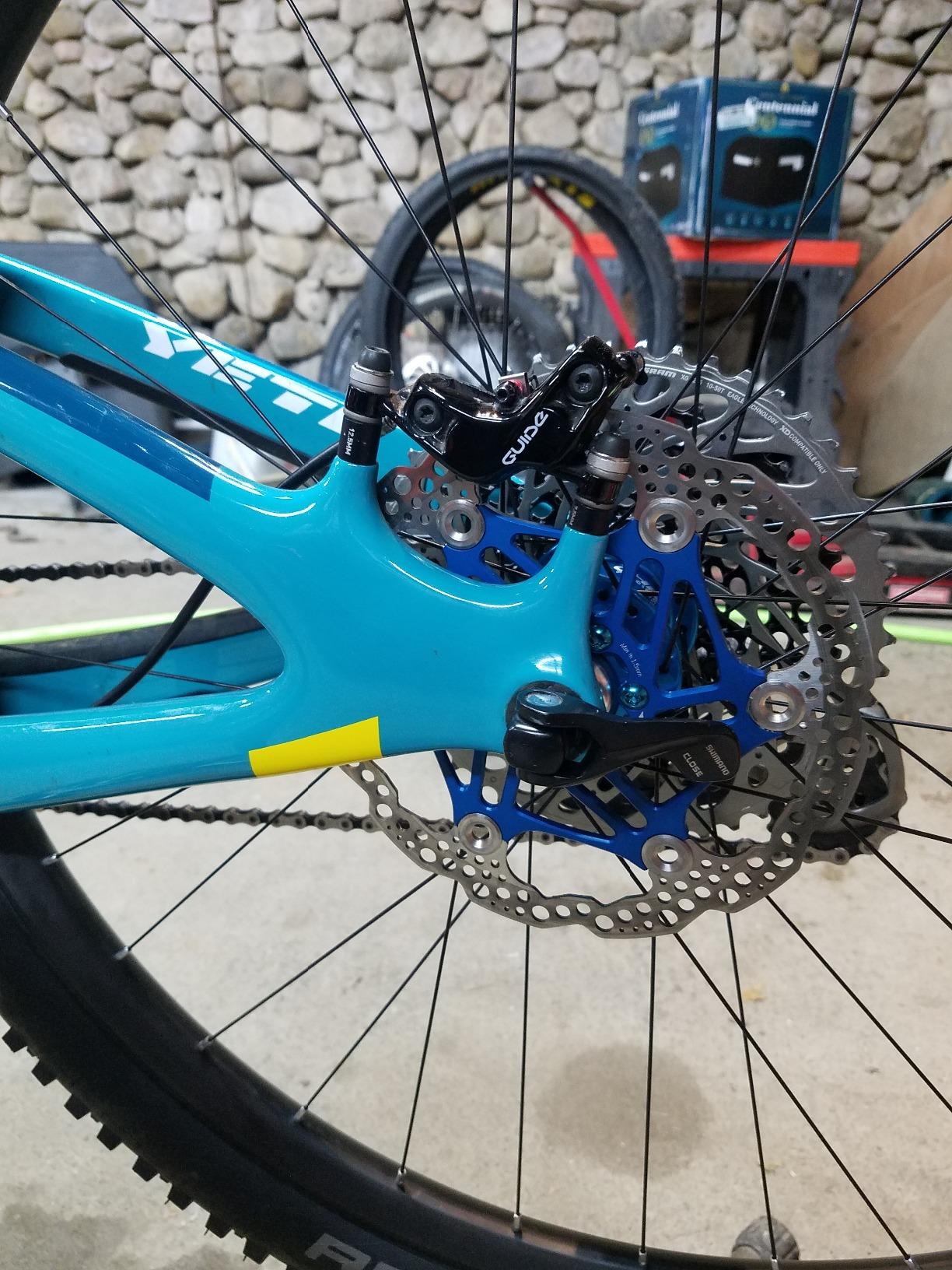 Amazon.com: Hope Floating Disc Brake Rotor (Blue, 180mm) : Sports ...