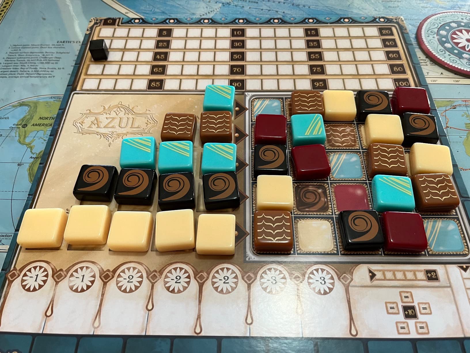 Amazon.com: Azul Master Chocolatier Board Game - Tile Placement for ...