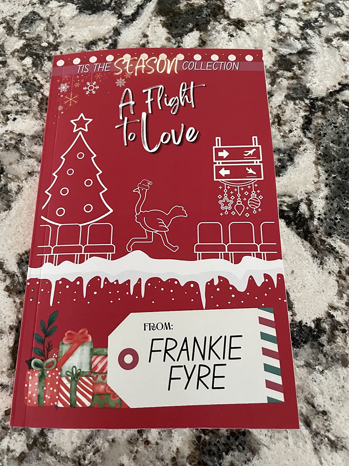 Amazon.com: A Flight to Love (Tis the Season Holiday Collection Book 1 ...