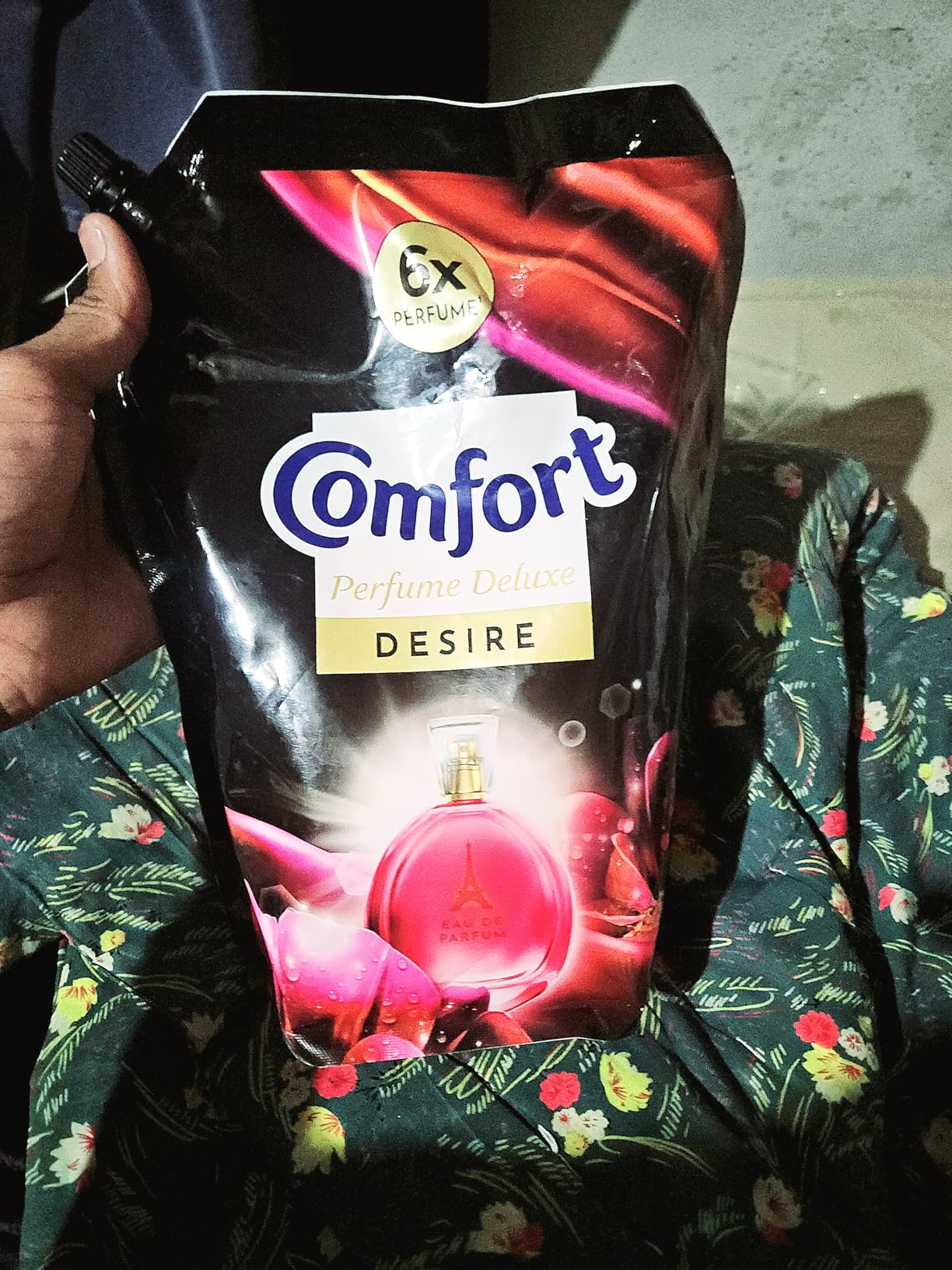 Comfort Perfume Deluxe Desire Fabric Conditioner, 2L, Liquid, Floral ...