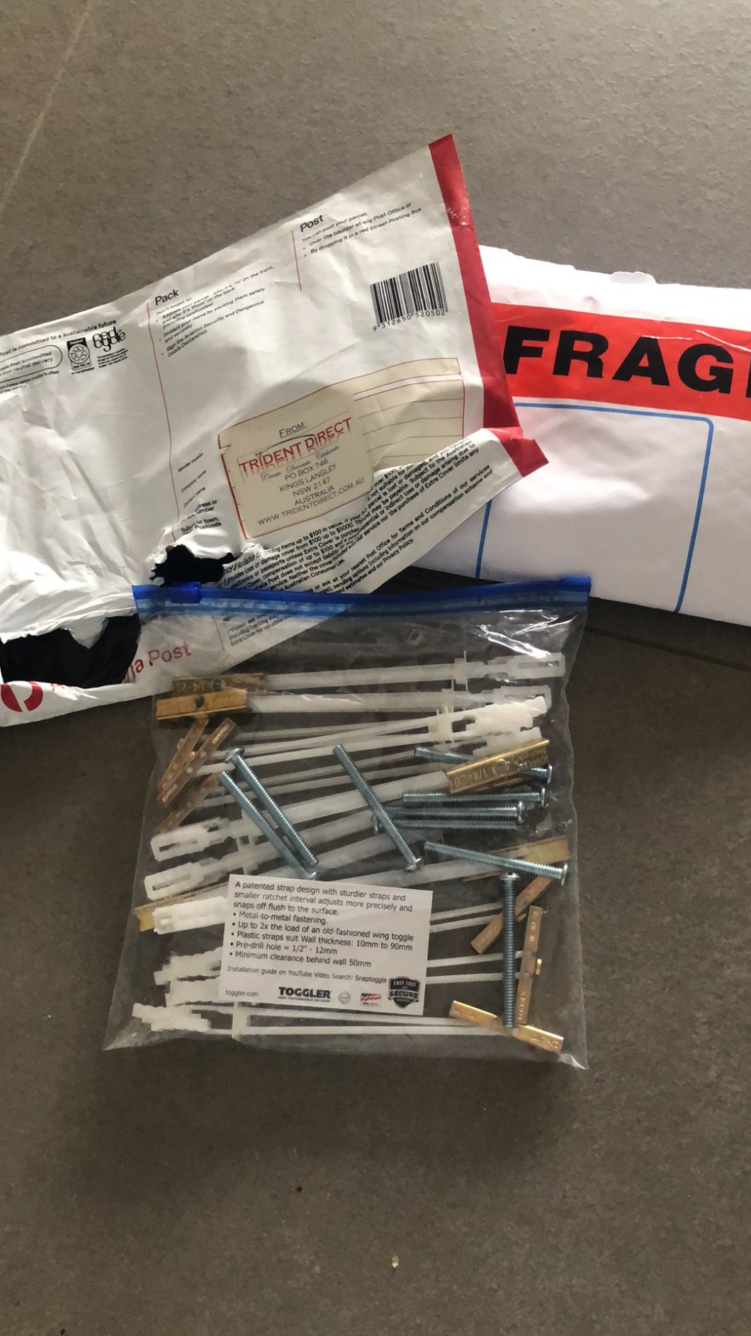 TOGGLER SNAPTOGGLE Drywall Anchor with Included Bolts for 1/4-20 ...