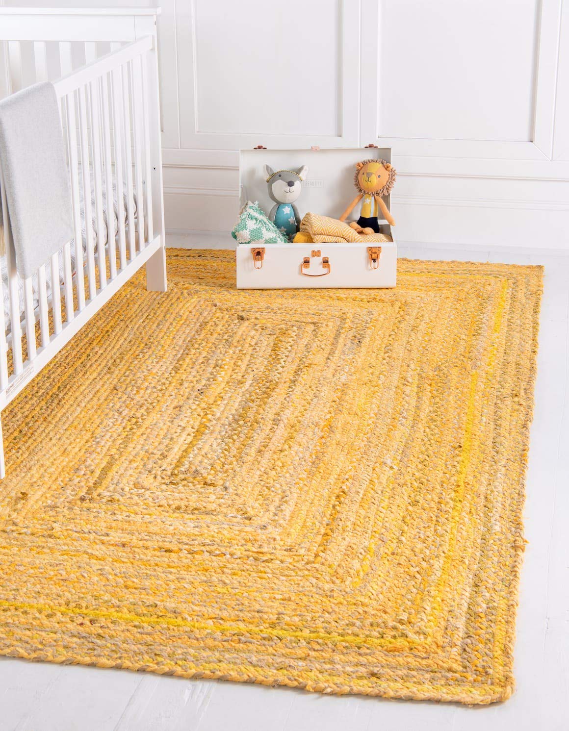 Amazon.com: Unique Loom Braided Chindi Collection Area Rug - Layer (6 ...