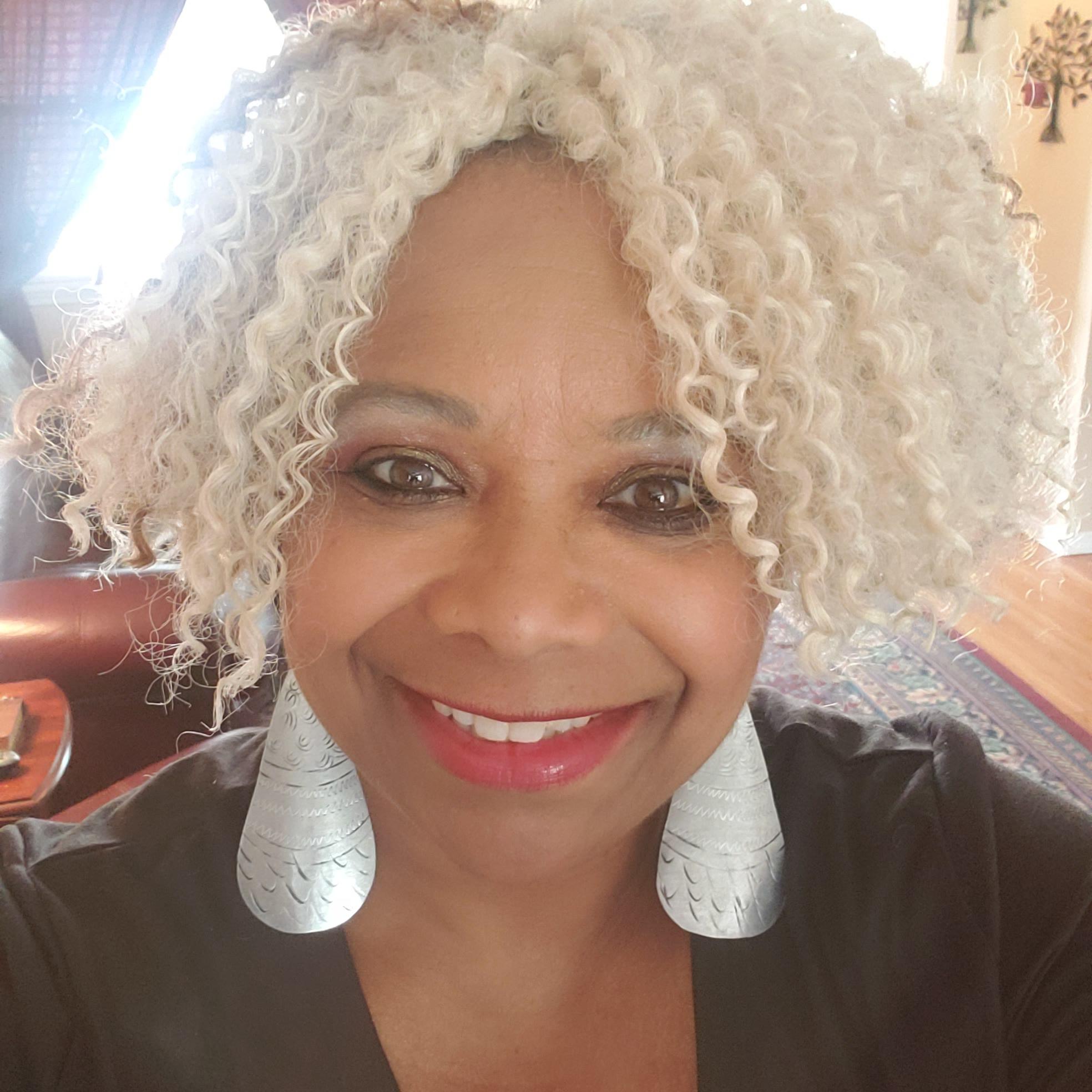 Amazon.com: Cassandra Brown: books, biography, latest update