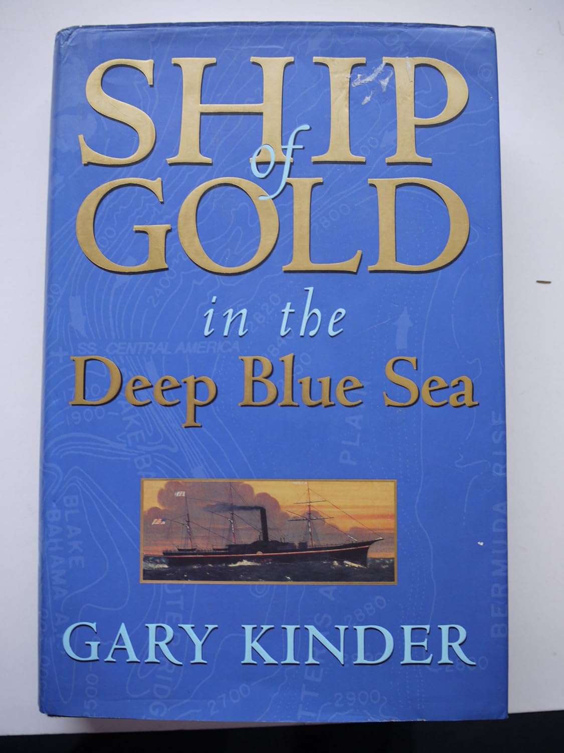 Ship Of Gold In The Deep Blue Sea: KINDER,Gary: 9780316647144: Amazon ...