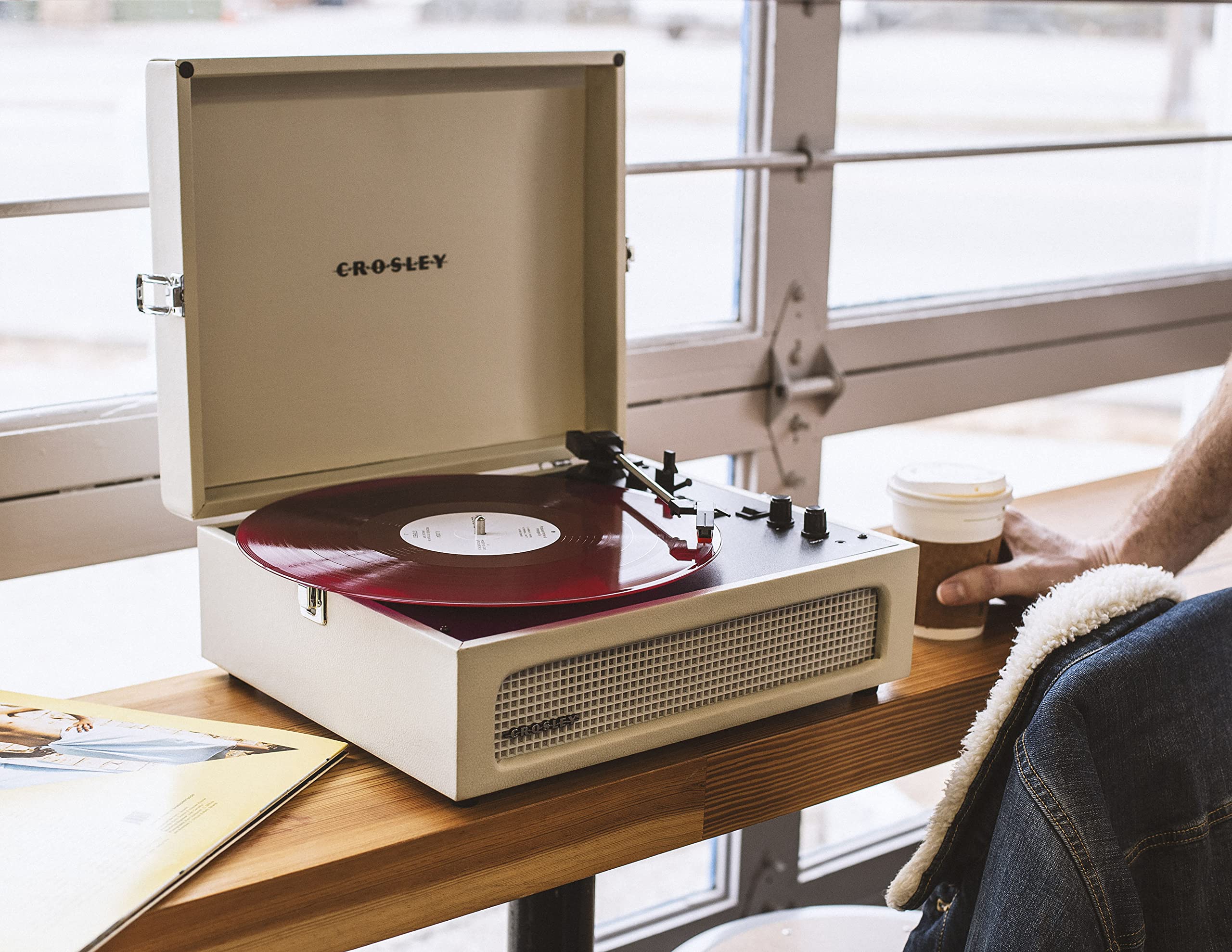 Crosley CR8017B-DU Voyager Vintage Portable Vinyl Record Player ...