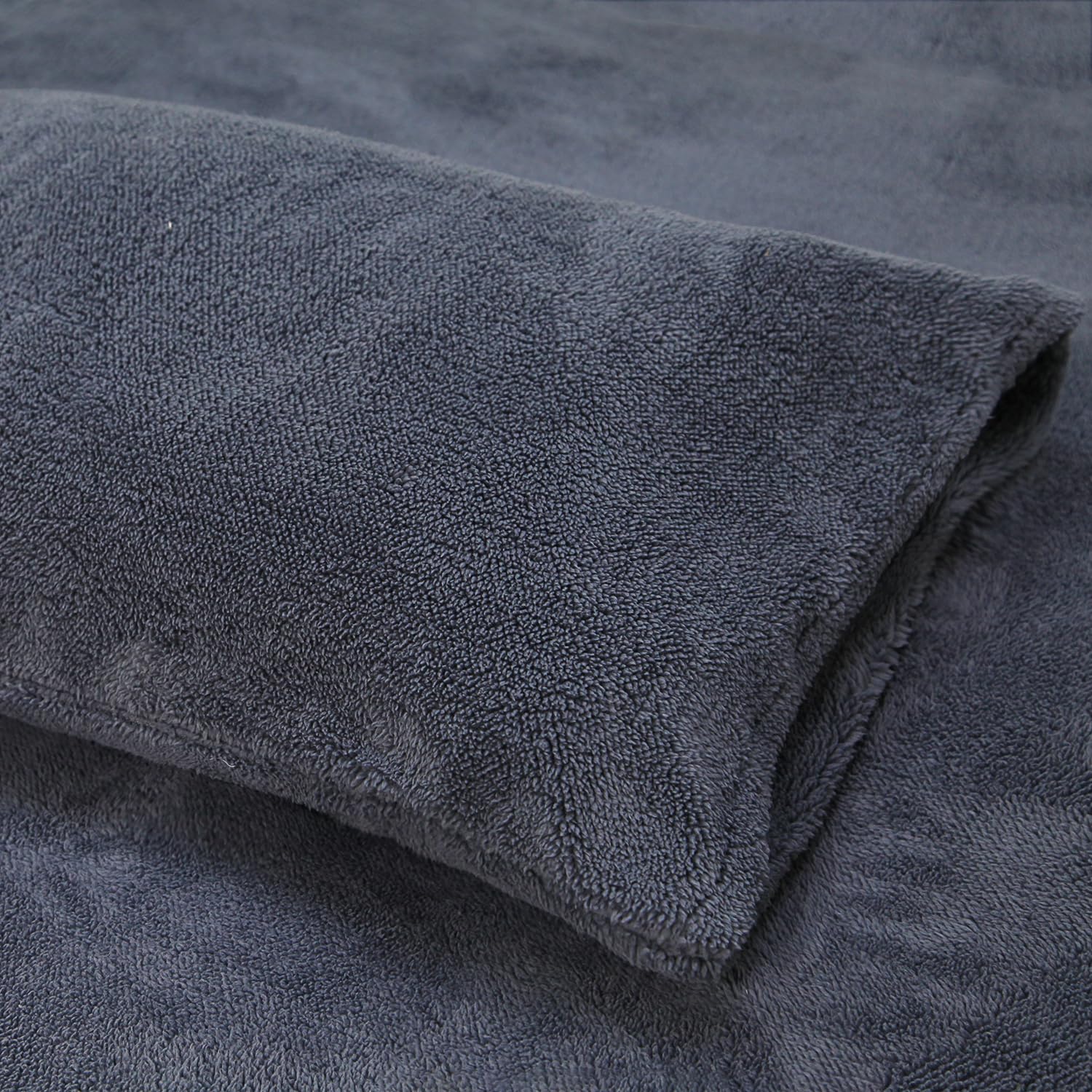 Amazon.com: Ramesses Fleece Fitted Sheet Queen Size Extra Plush Polar ...