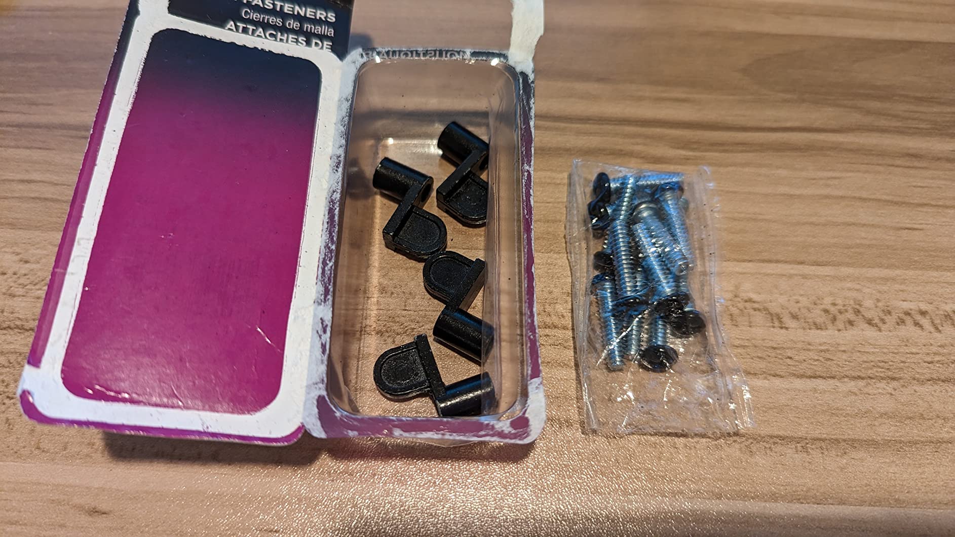 Prime-Line L 5639 Screen Clip, 3/8 In. Offset, Black, Diecast (12 Pack ...