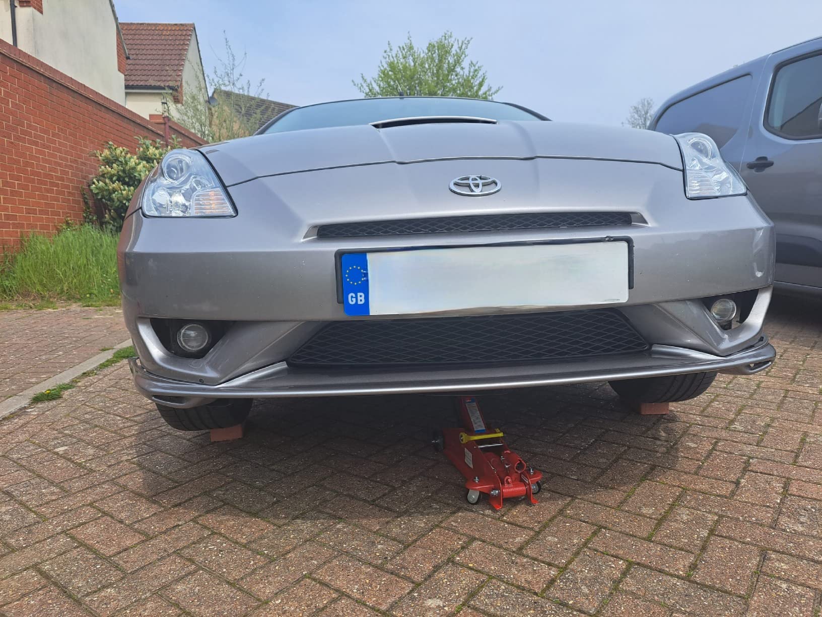 Hilka 82930240 2 Ton Trolley Jack Kit in BMC, Red : Amazon.co.uk ...