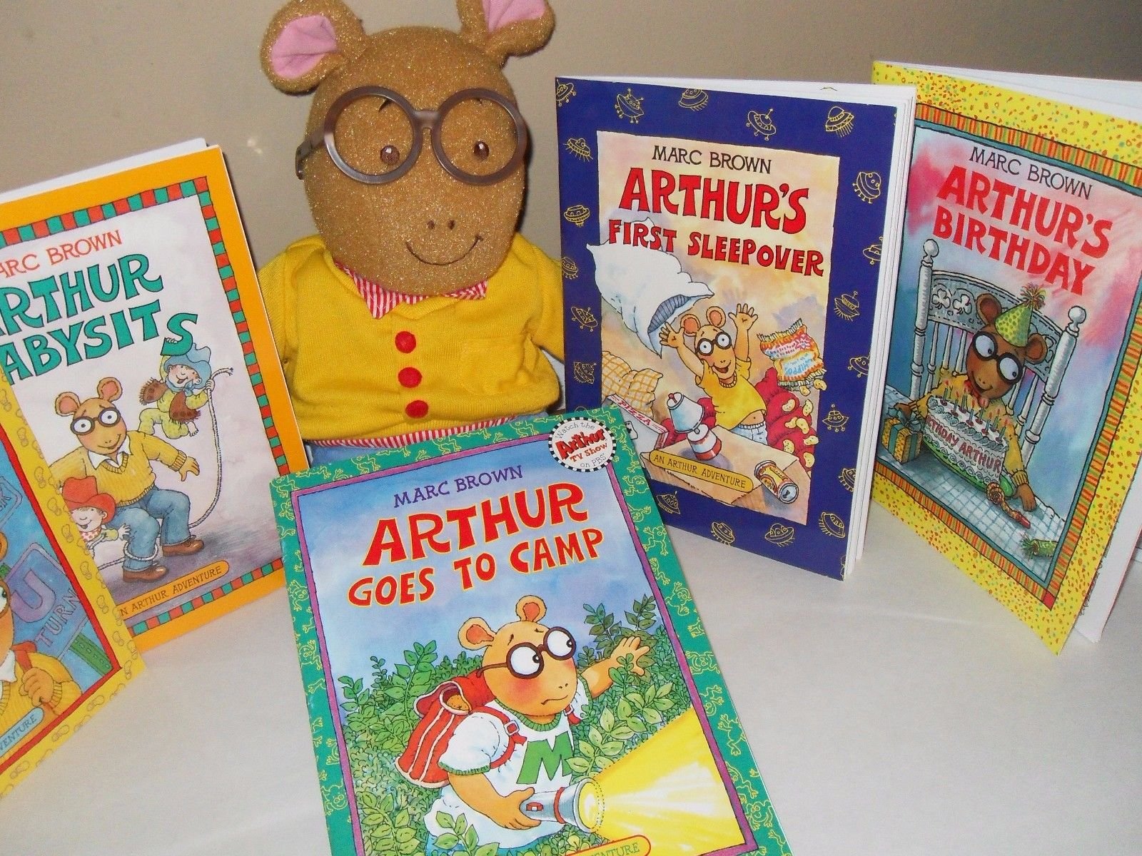Arthur Lost and Found: An Arthur Adventure: Brown, Marc: 9780316108249 ...