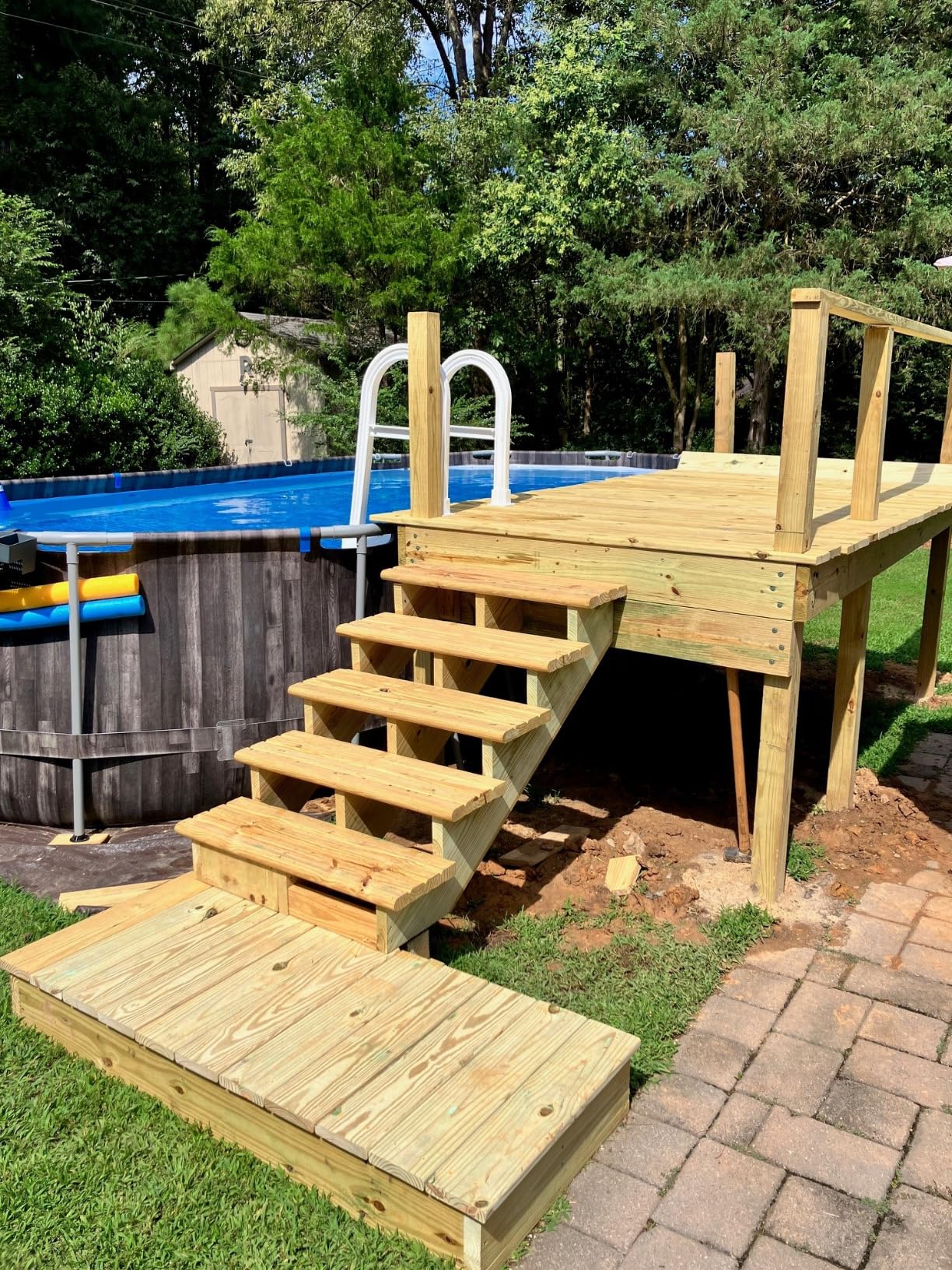Amazon.com : Blue Wave NE9877 Snap-Lock Deck Ground Gray Pool Ladder ...