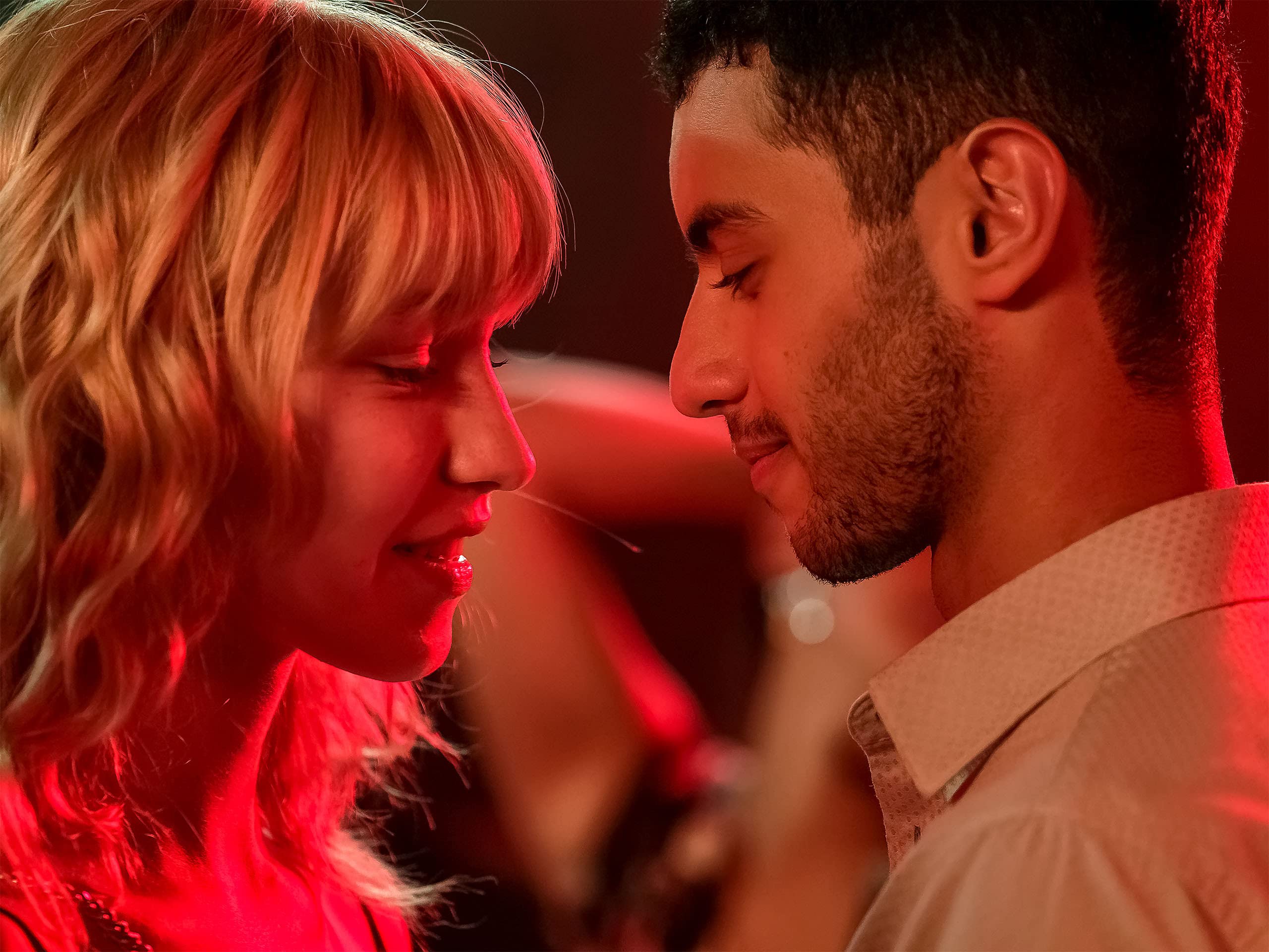 Watch Le Monstre, Season 1 | Prime Video