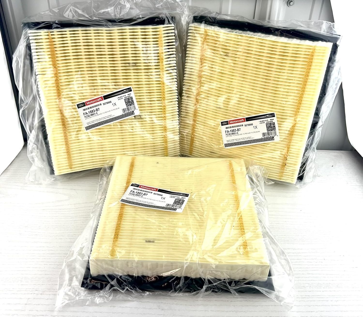 Amazon.com: Motorcraft FA1883-3PK Air Filter (7C3Z9601A) : Automotive